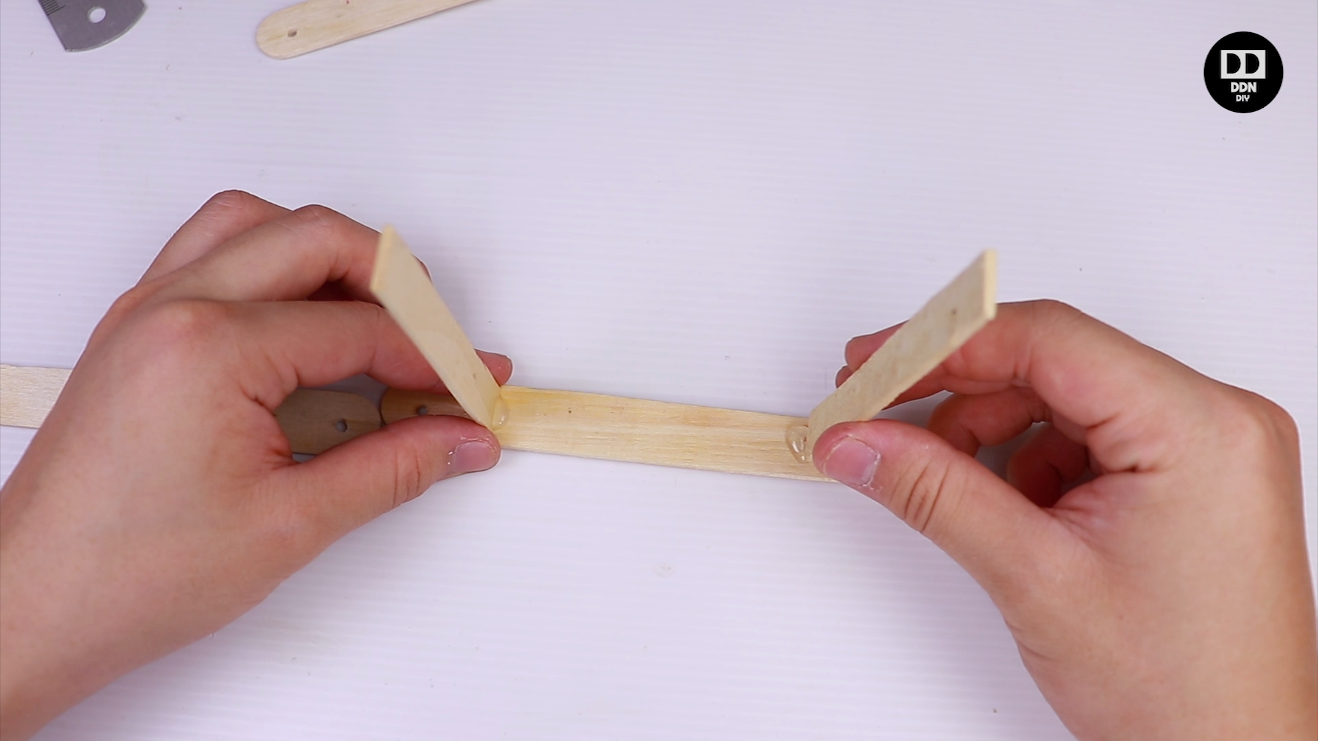Amazing a Measuring Worm From Ice Cream Stick : 18 Steps (with Pictures ...
