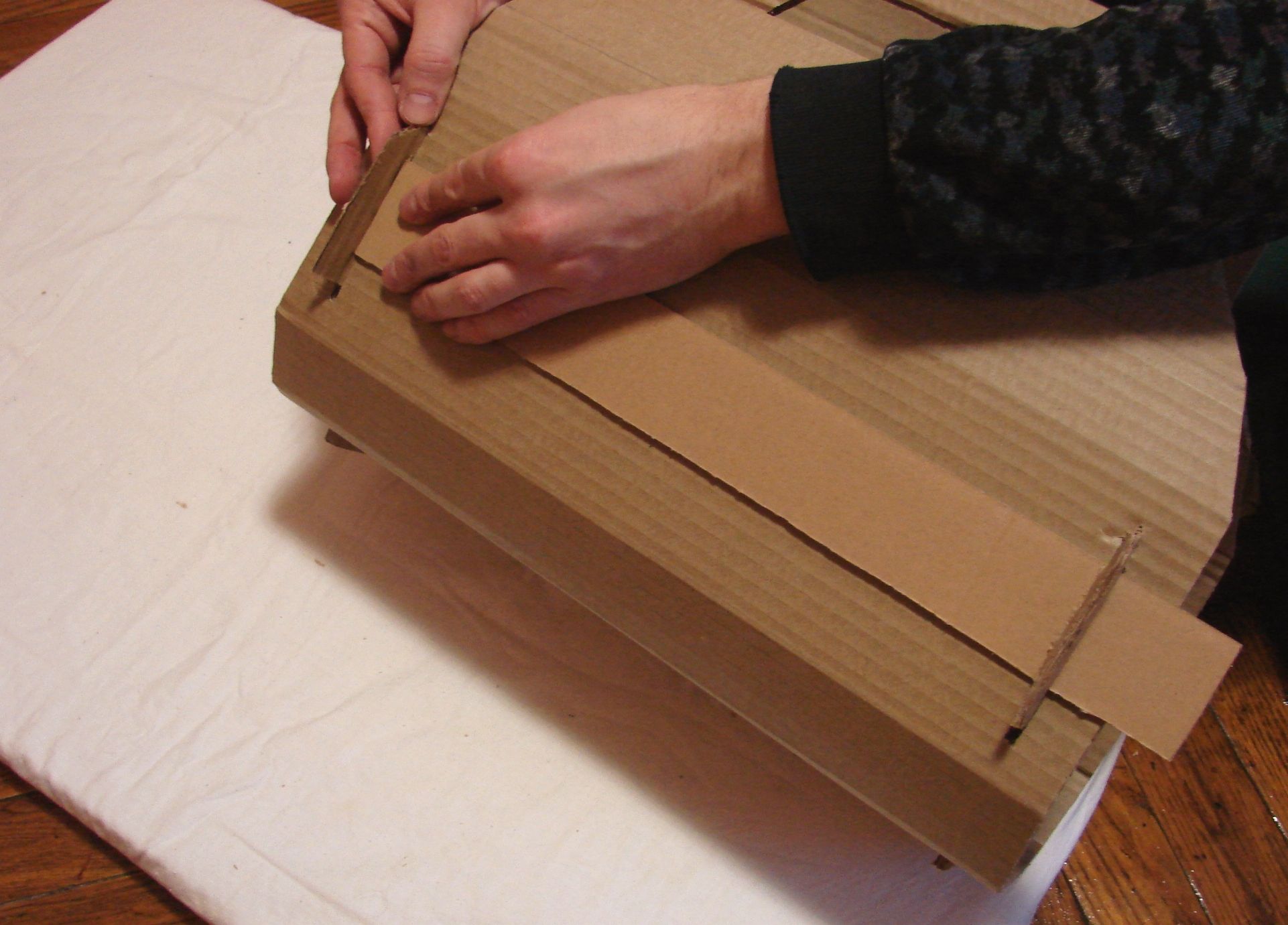 Cardboard Tool Bag : 8 Steps (with Pictures) - Instructables