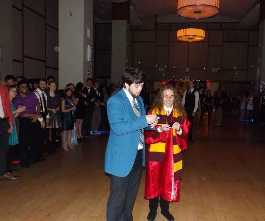 Quidditch Robes : 9 Steps - Instructables