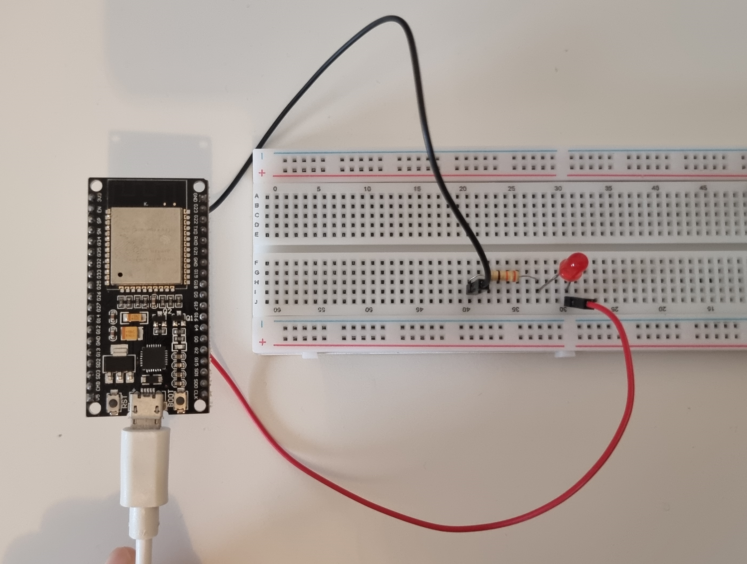 Blinking LED: ESP32 With Arduino IDE : 5 Steps - Instructables