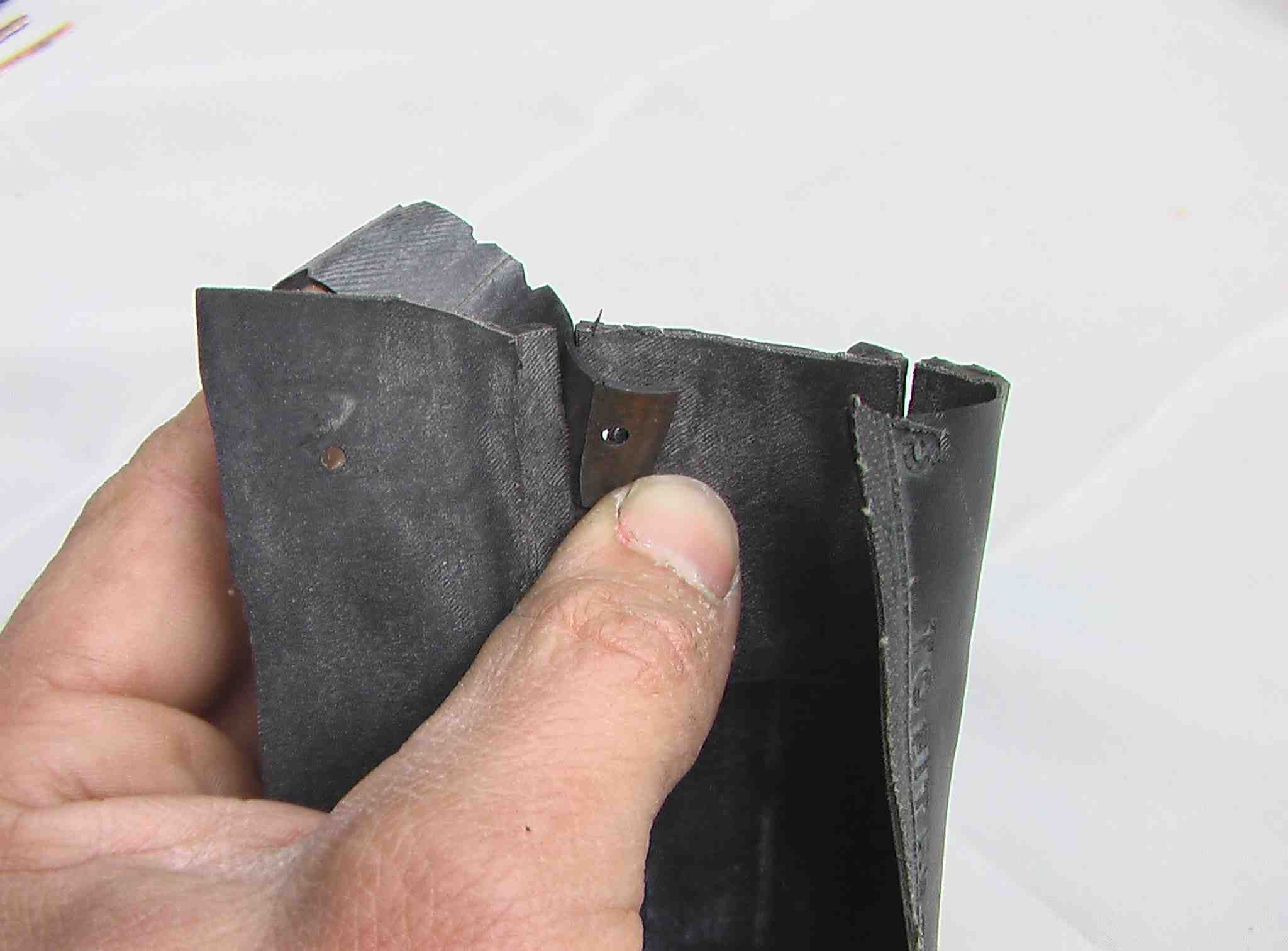 Knobby All Terrain Rubber Wallet With Optional Smack-lights : 6 Steps ...