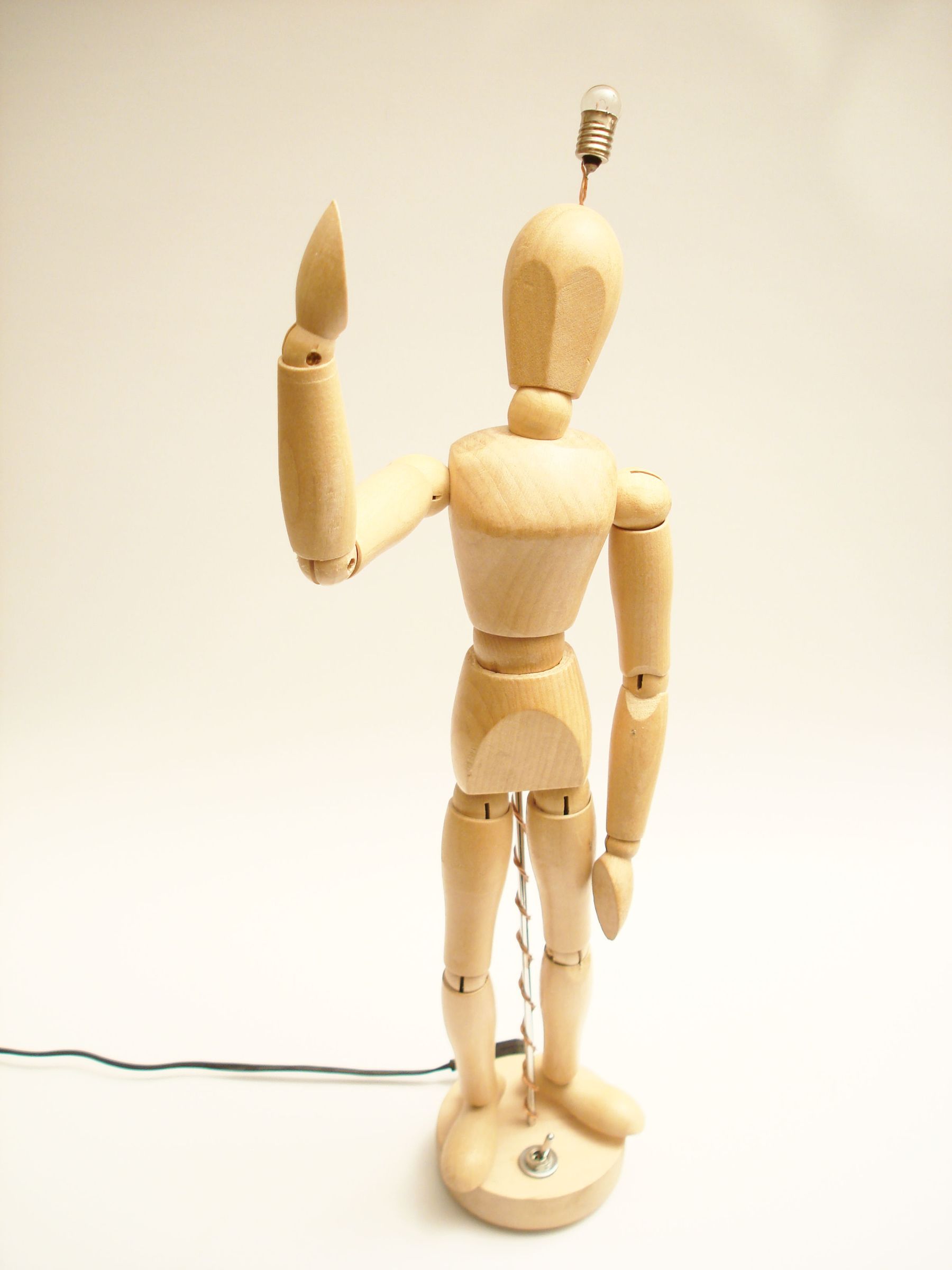 Bright Idea Lamp Man : 7 Steps (with Pictures) - Instructables