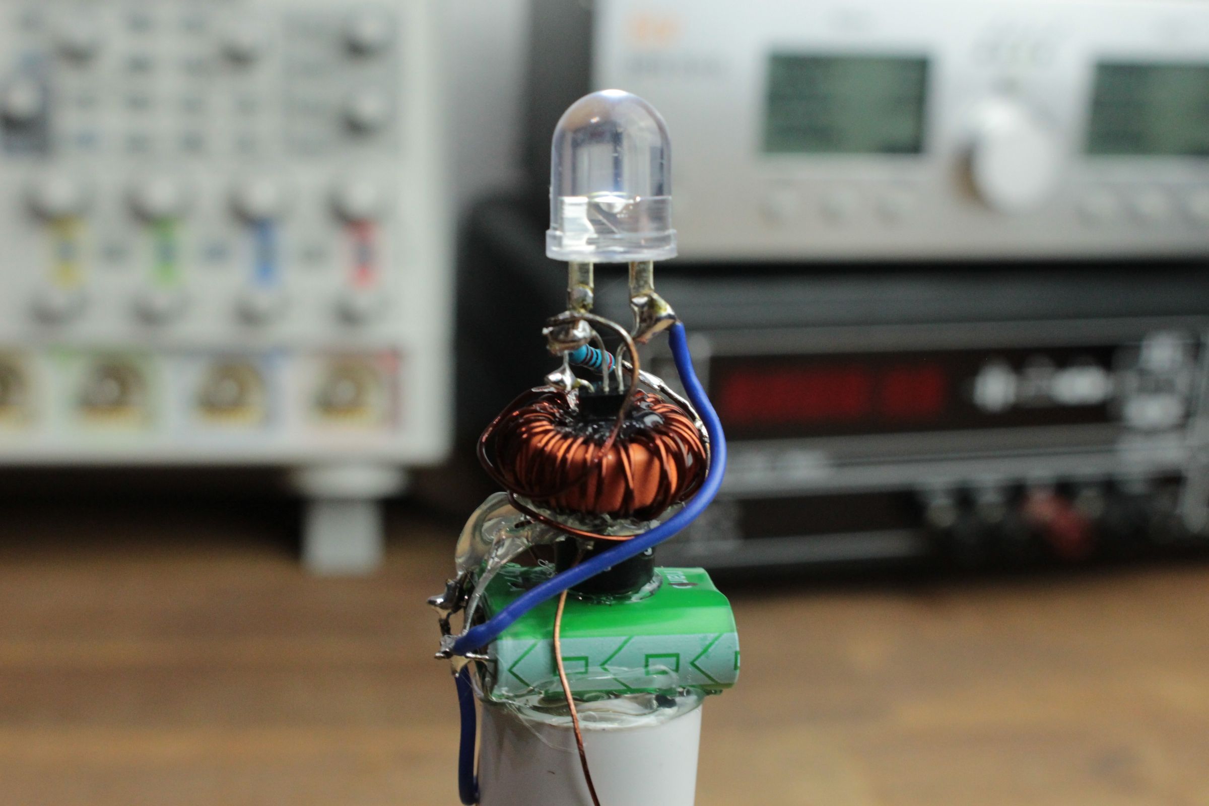 Make Your Own Crude Shaking Torch (Emergency Flashlight) : 4 Steps ...