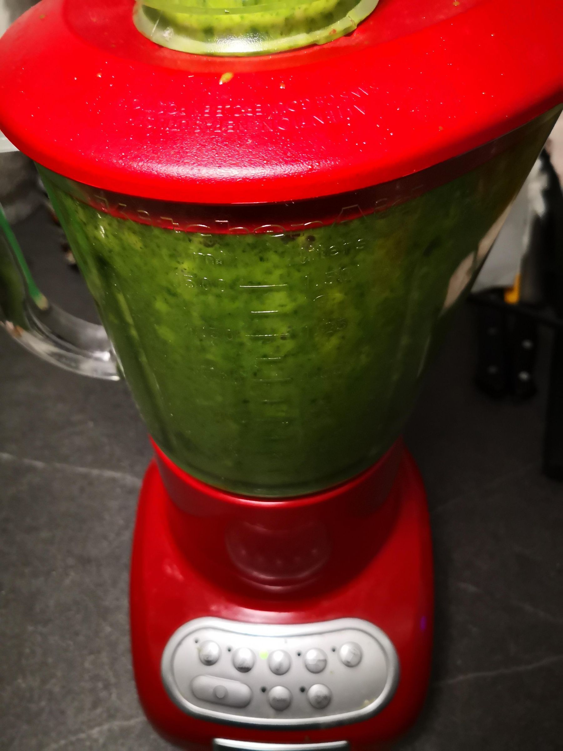 Green Herb Oils : 3 Steps - Instructables