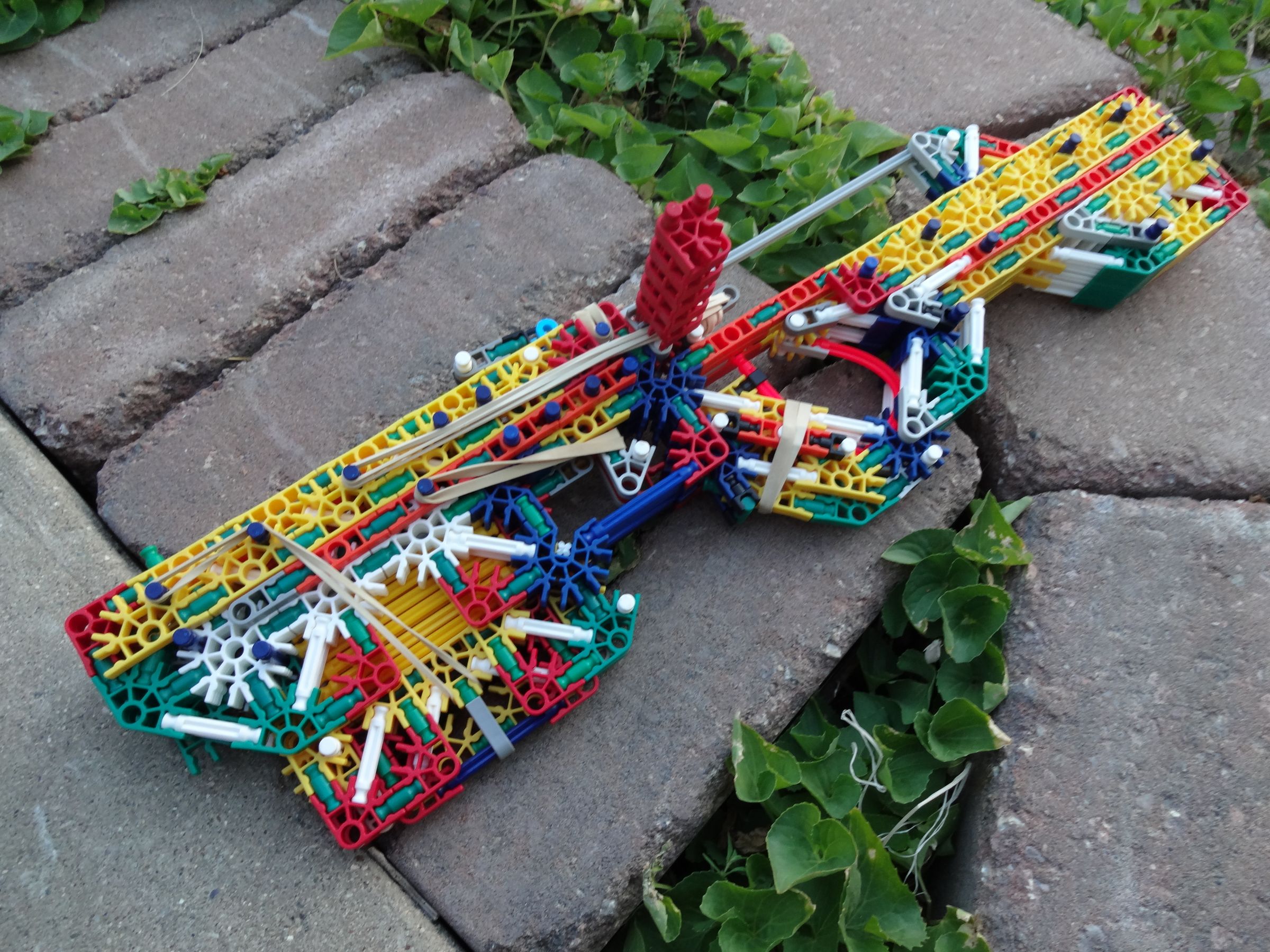 K'NEX Review: NAR, TR8, ZKAR : 4 Steps - Instructables