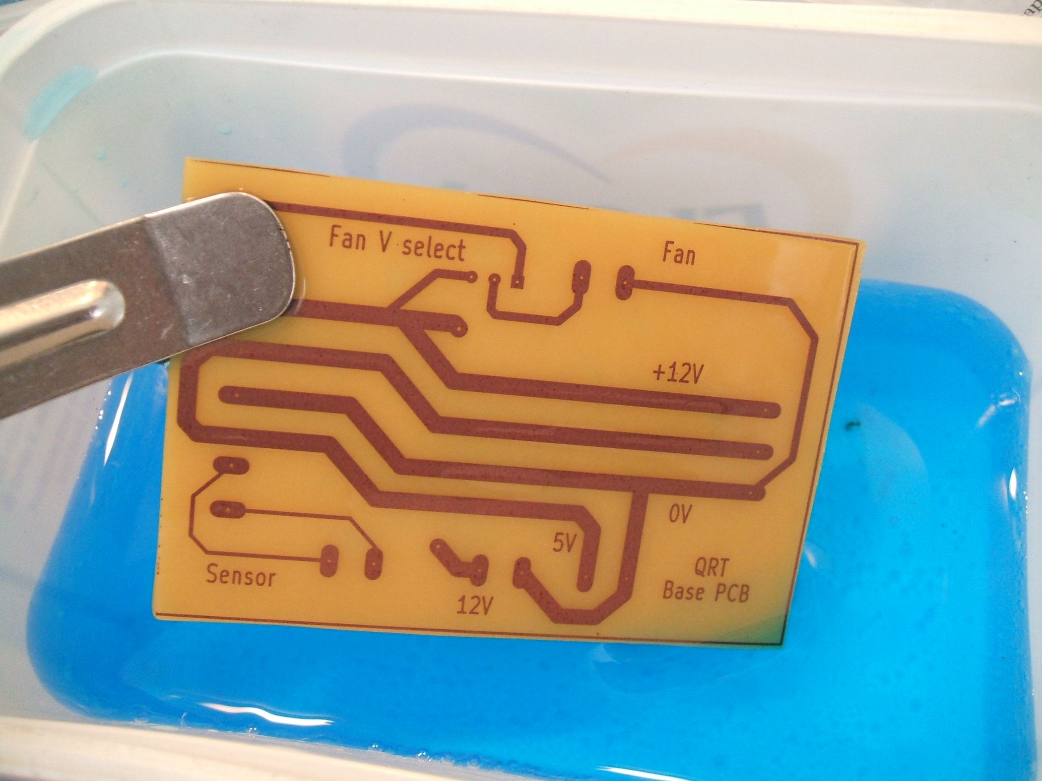 Printed Circuit Board Production Using UV Nail Curing Lamp : 5 Steps ...