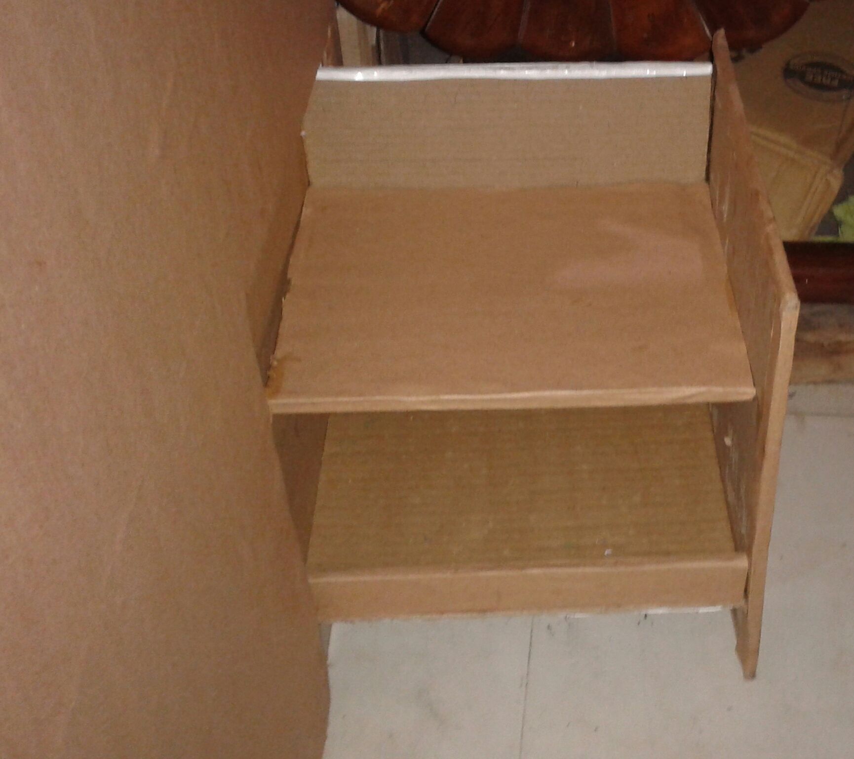 Study Table From Corrugated Sheets : 12 Steps - Instructables