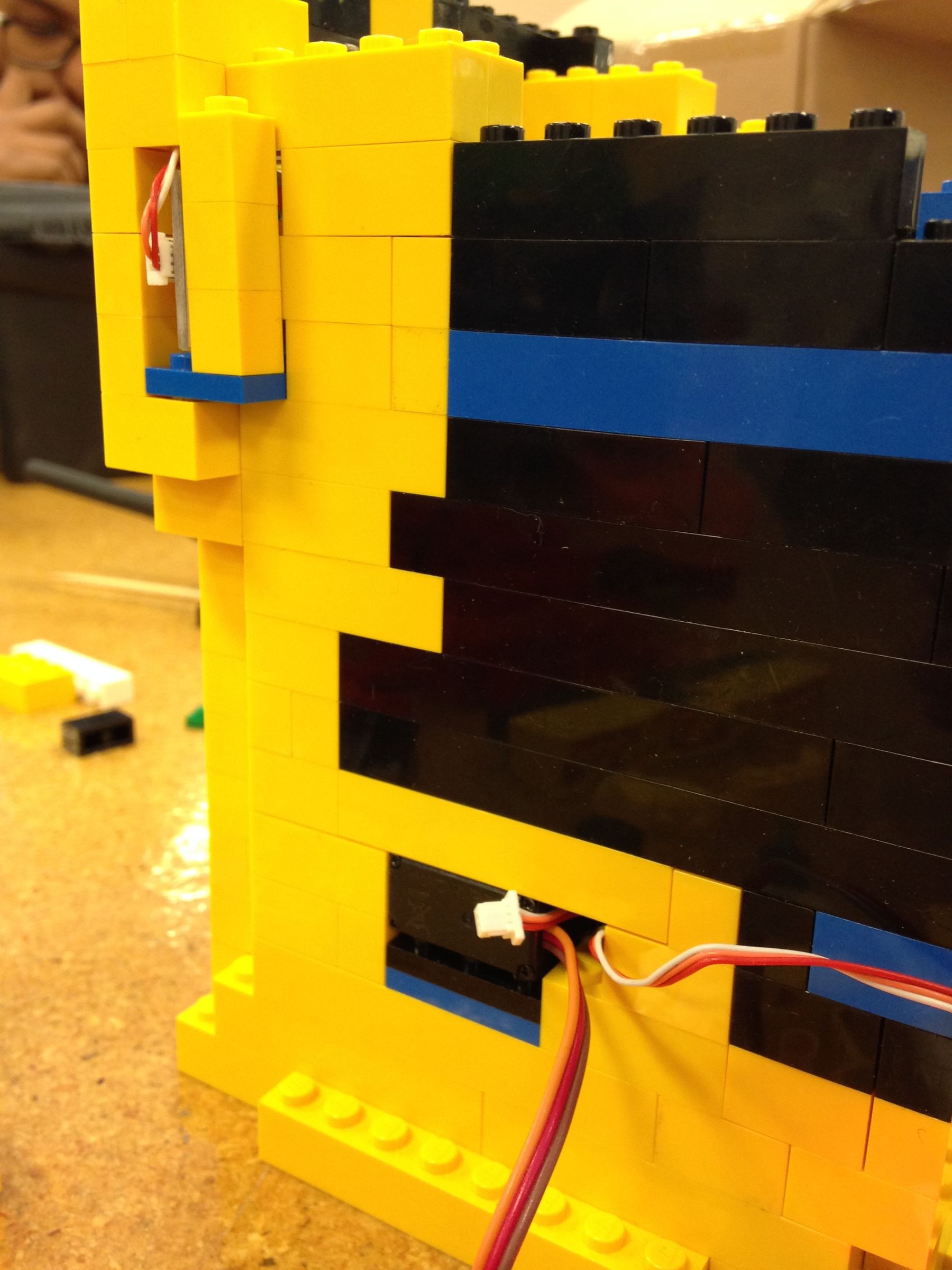 LittleBits + Lego Animated Head : 4 Steps (with Pictures) - Instructables