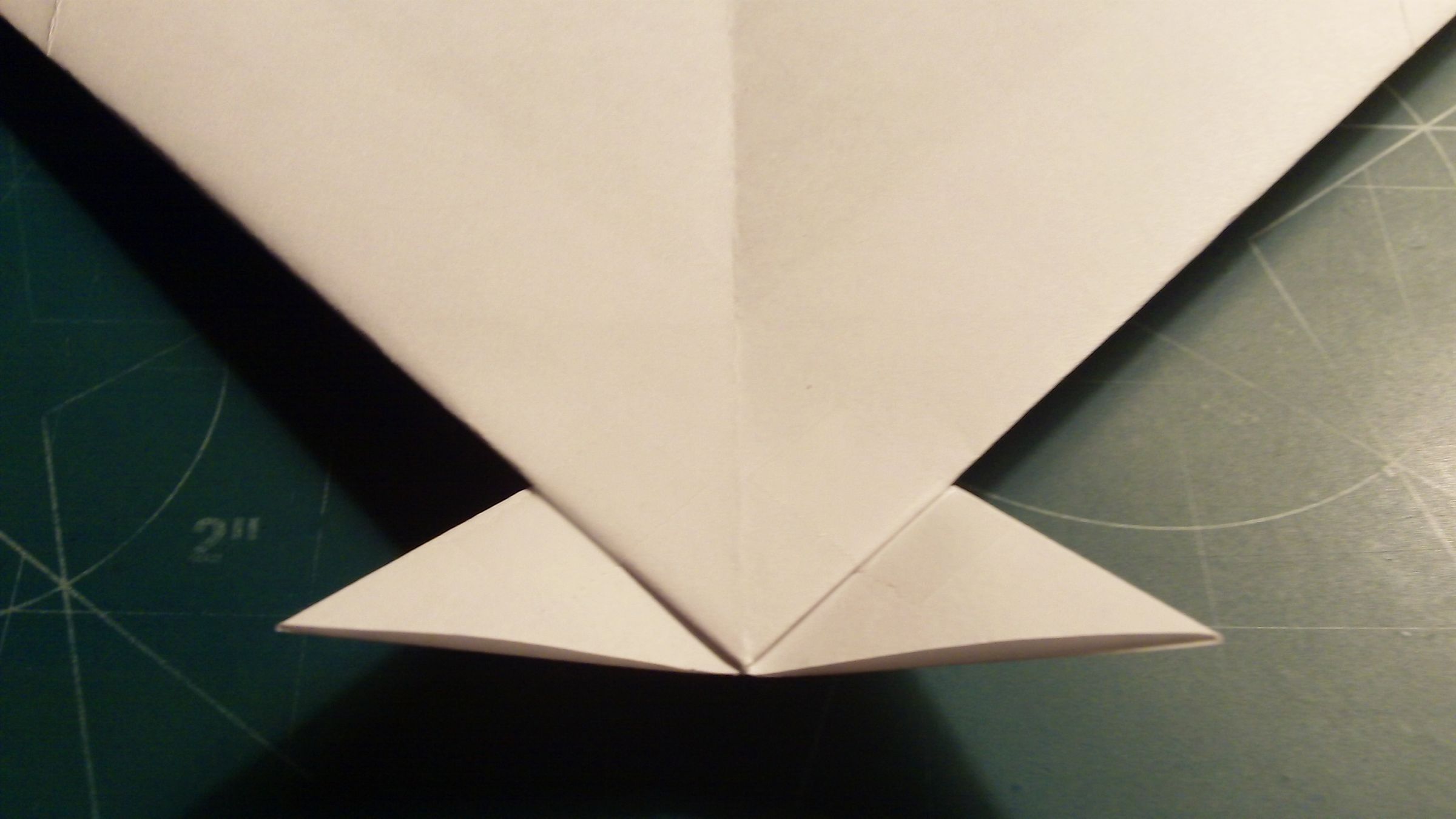 How to Make the Manta Paper Airplane : 8 Steps - Instructables