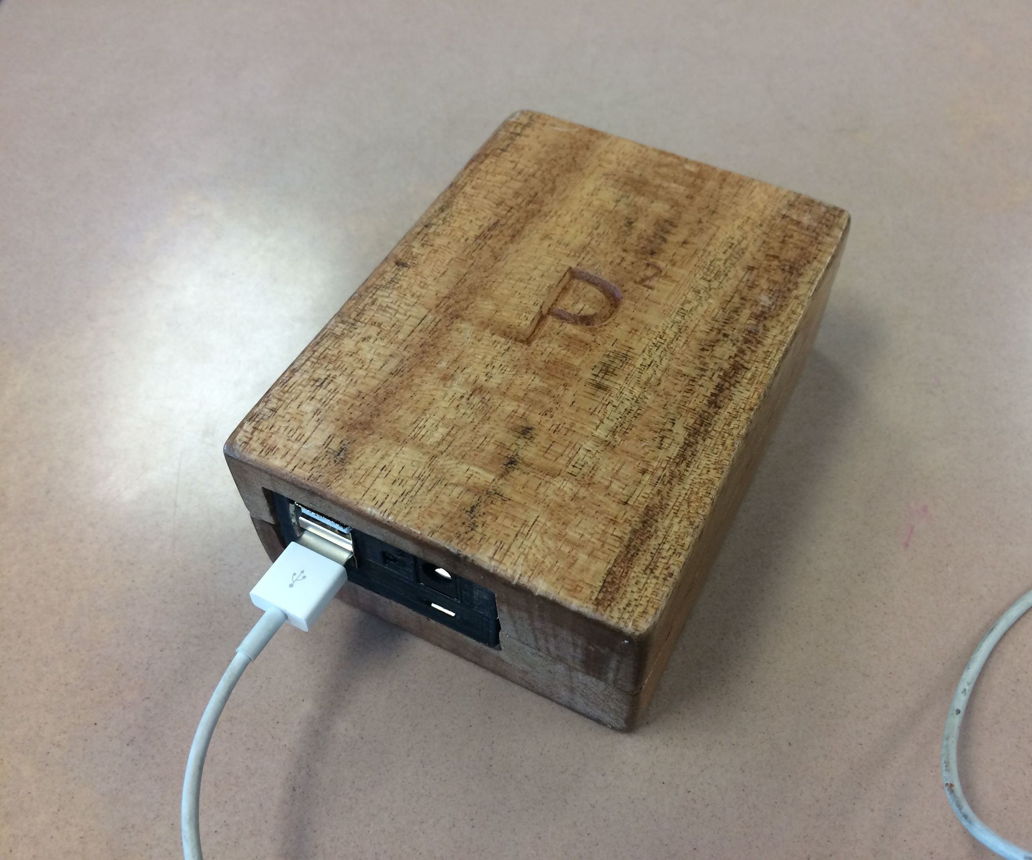 Portable Charger - 2 Ways to Make : 5 Steps (with Pictures) - Instructables