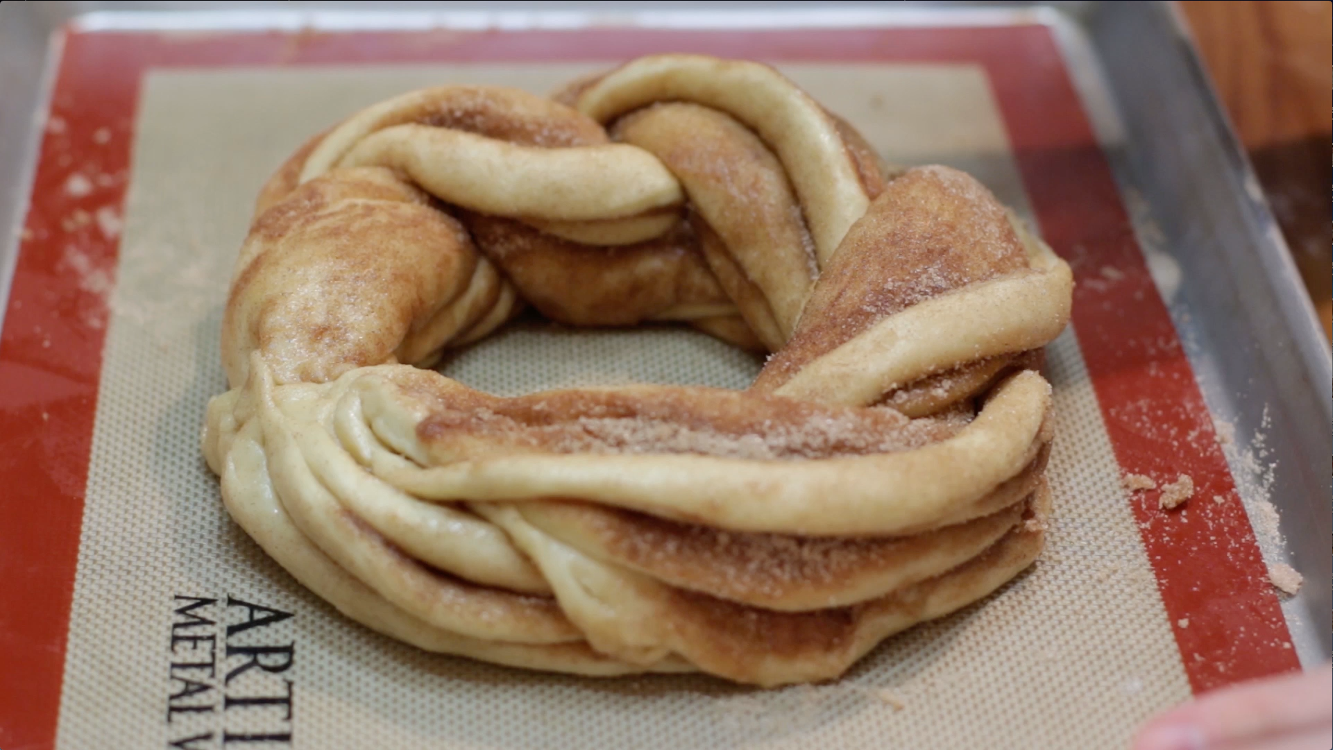 Amazing Cinnamon Roll Twist Bread : 10 Steps (with Pictures ...