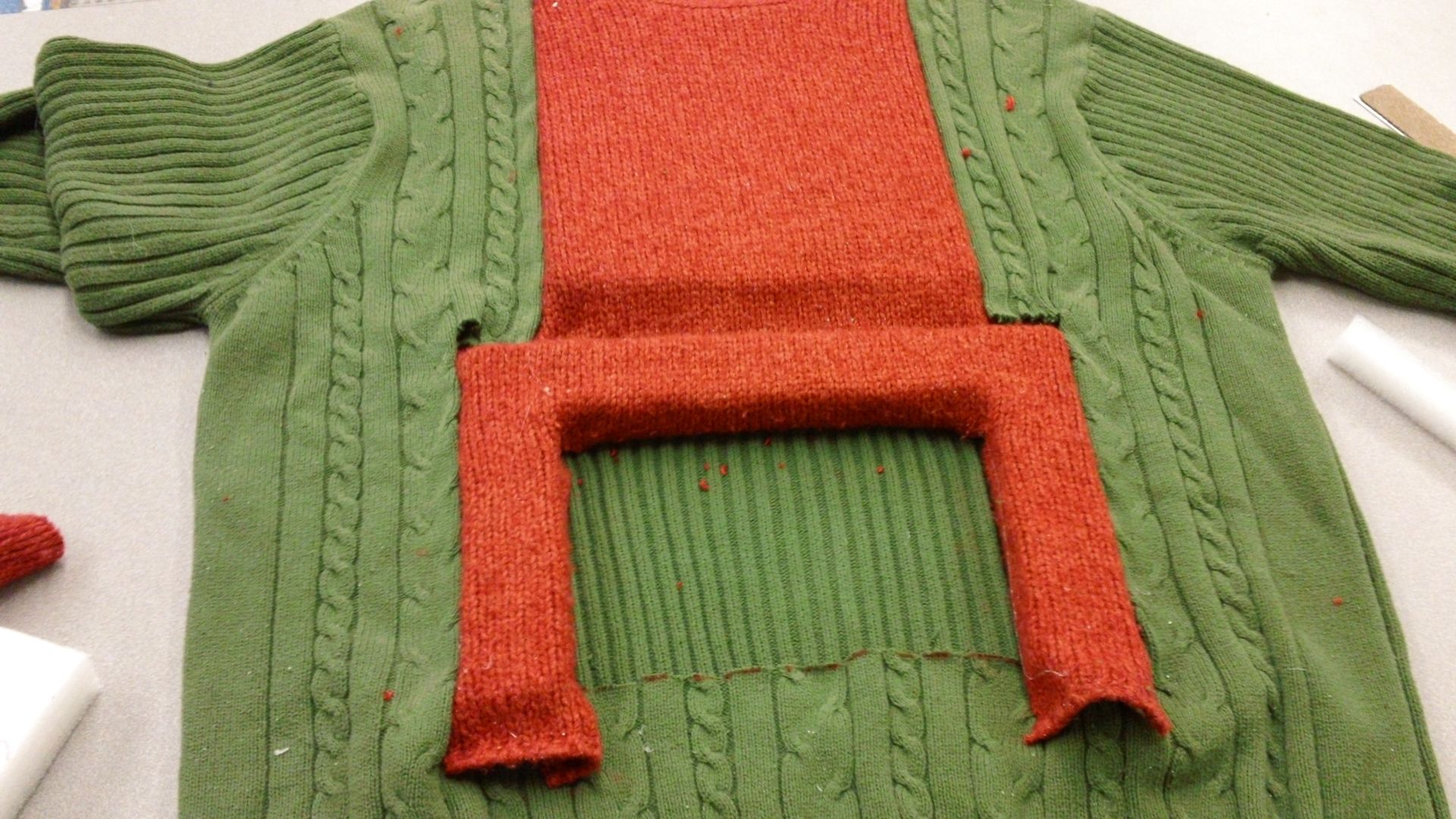 UGLY CHRISTMAS SWEATER DIY (Stuck in the Chimney 2012) : 4 Steps ...