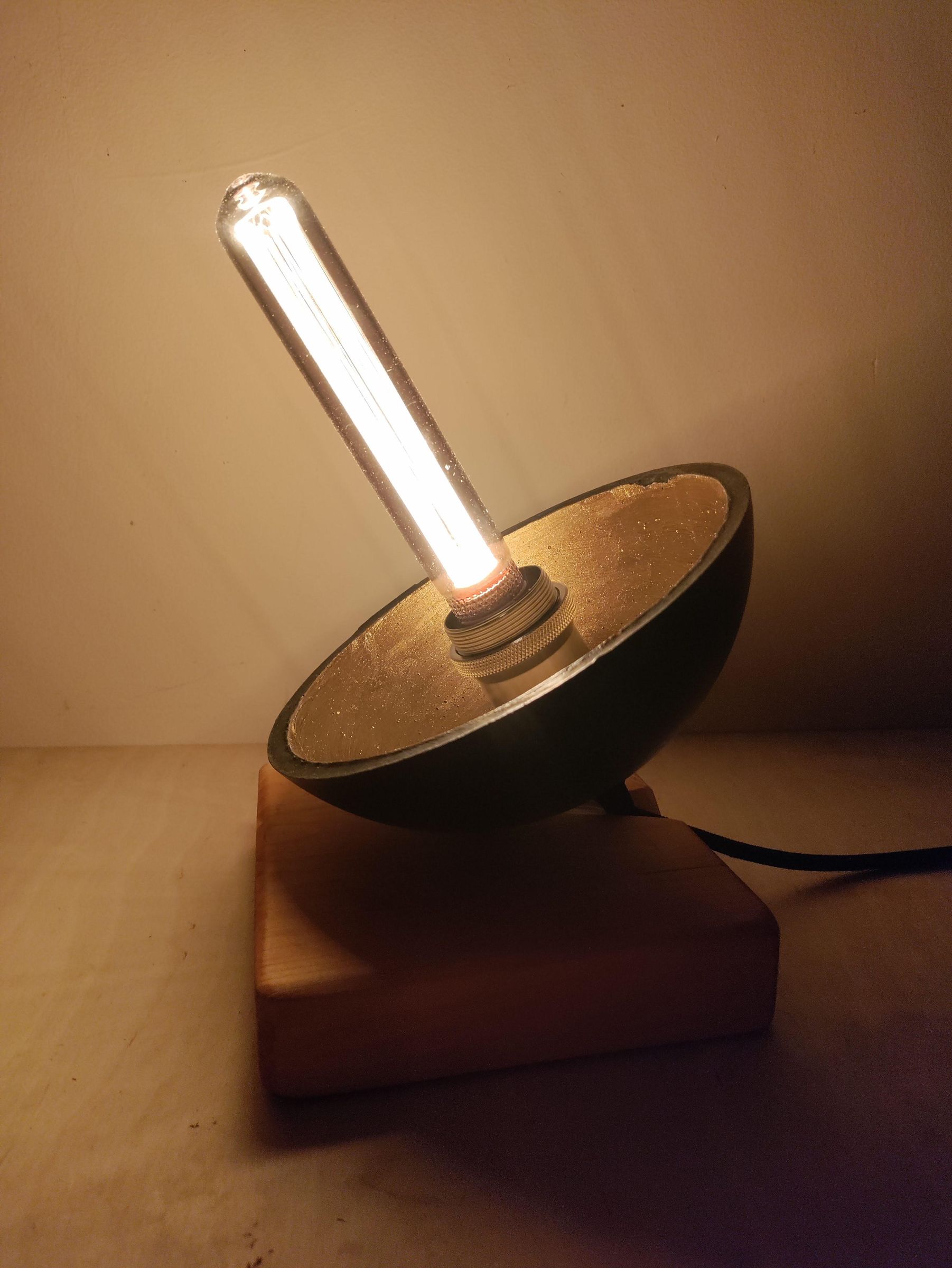 Interstellar Lamp : 6 Steps (with Pictures) - Instructables