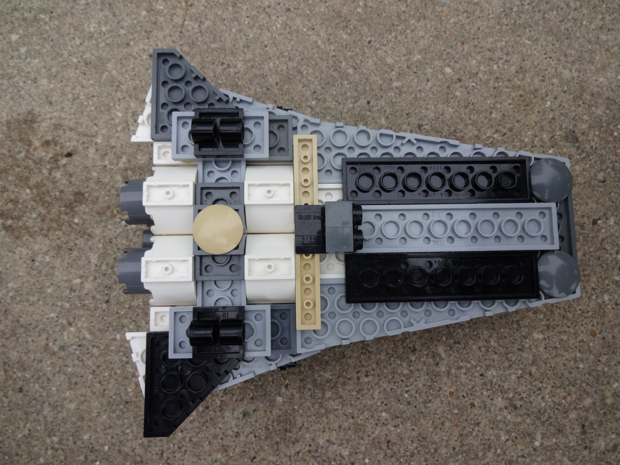 LEGO Space Ship V.1 - Instructables