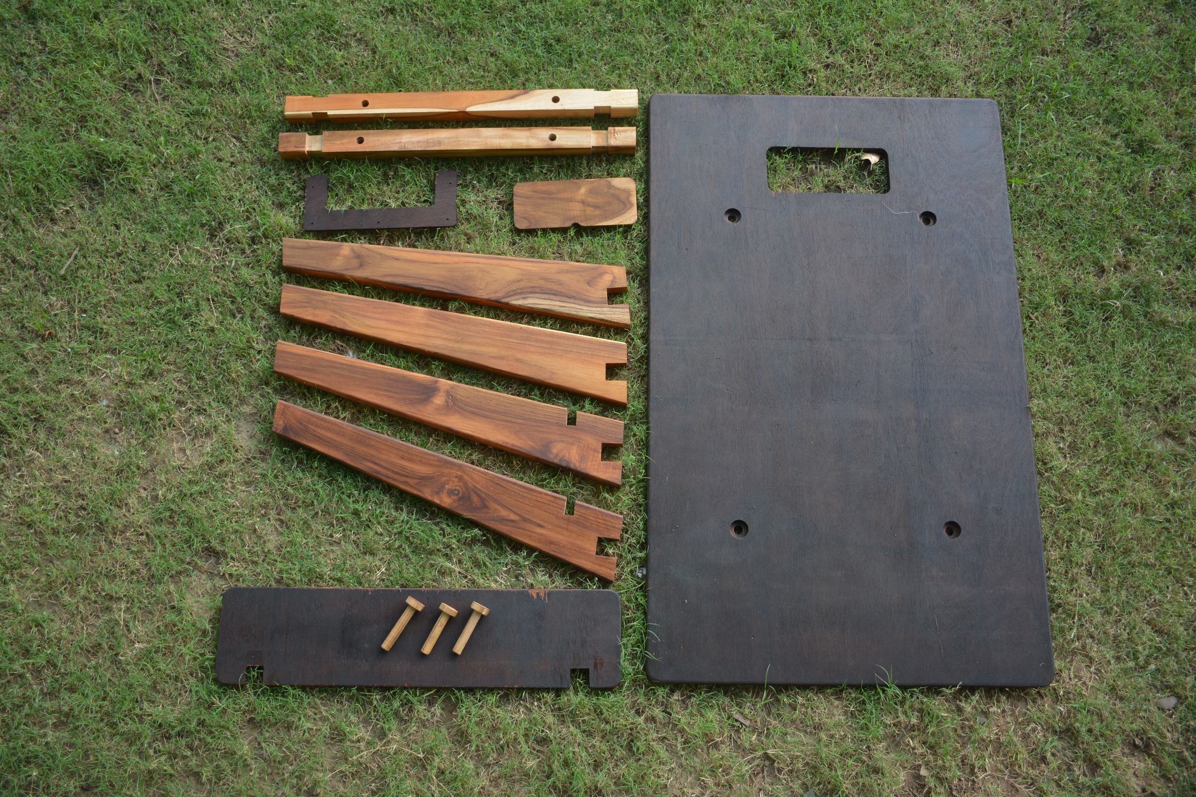 Easy to Make Wooden Table : 18 Steps (with Pictures) - Instructables