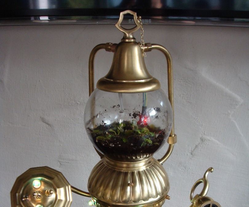 Floralia Insektans - a Steampunk Terrarium / Plant Observer : 7 Steps ...