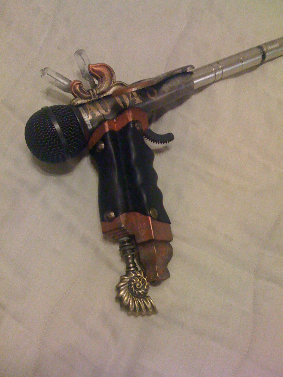 The Audio Tesla Pistol : 6 Steps - Instructables