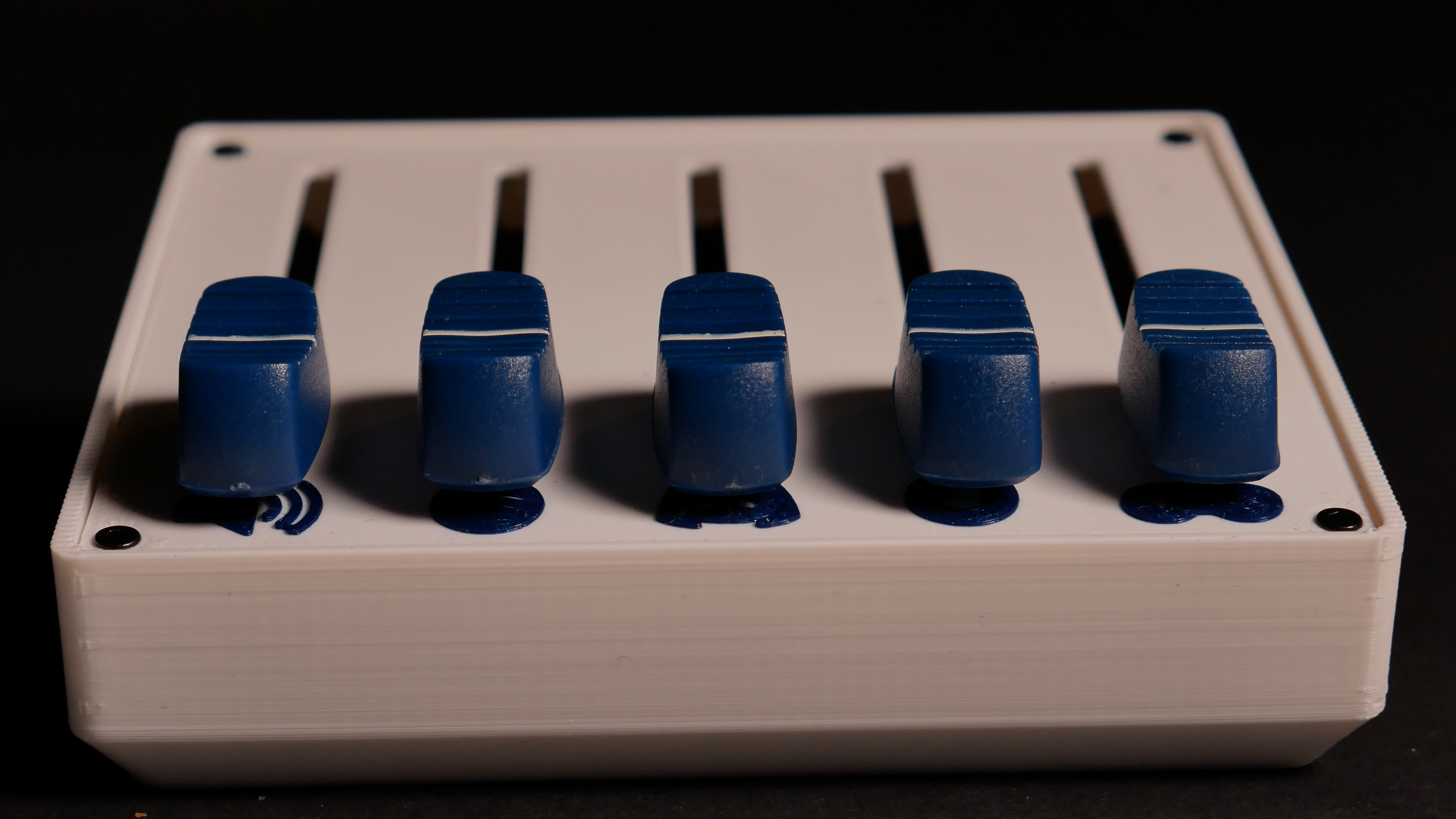 Deej - a Physical Volume Mixer : 10 Steps (with Pictures) - Instructables