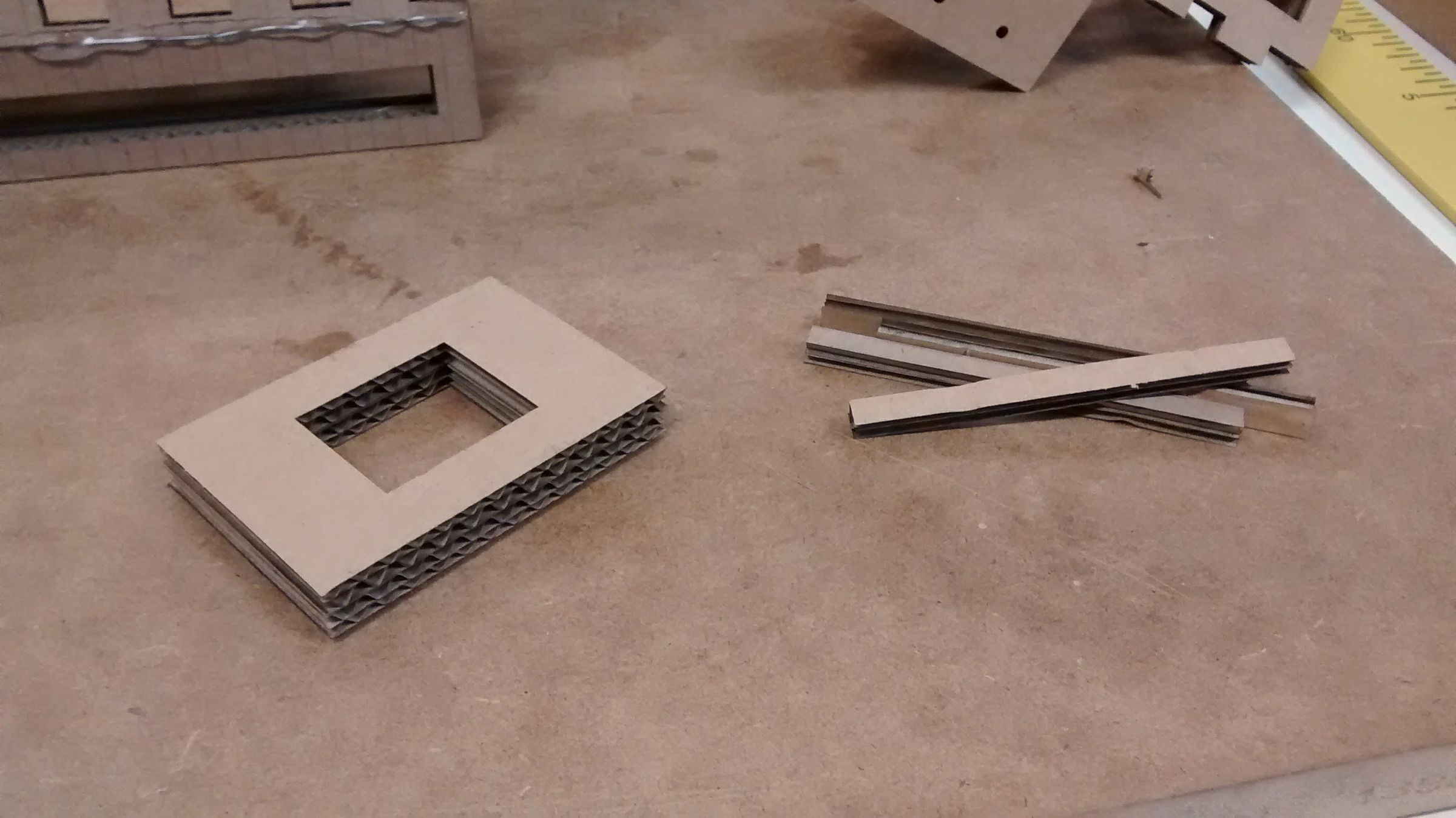 Cardboard Crane : 5 Steps (with Pictures) - Instructables