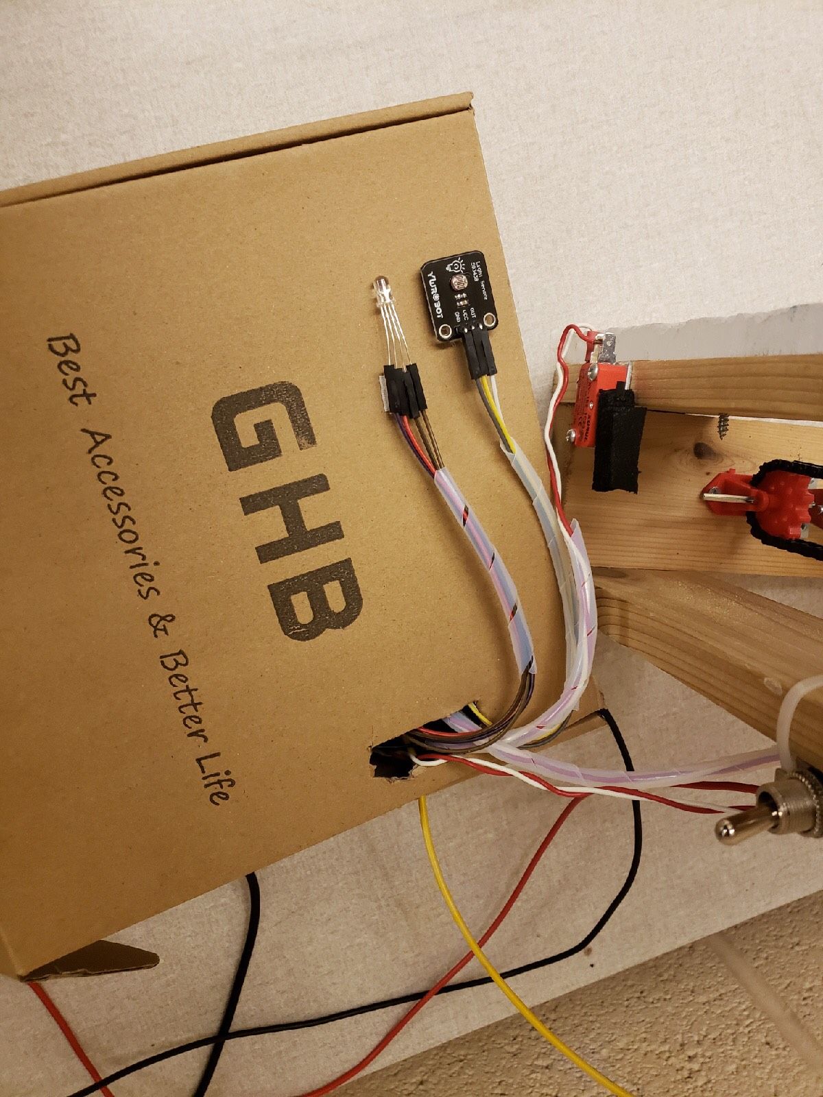 Arduino Uno Automated Sunshade System : 9 Steps - Instructables