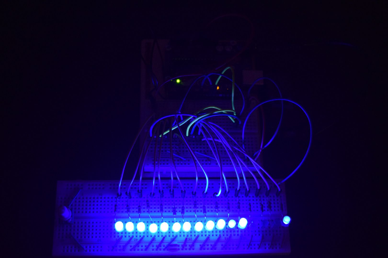Arduino 16 LEDs Using Two 74HC595 Shift Registers (unlimited Pins) : 4 Steps - Instructables