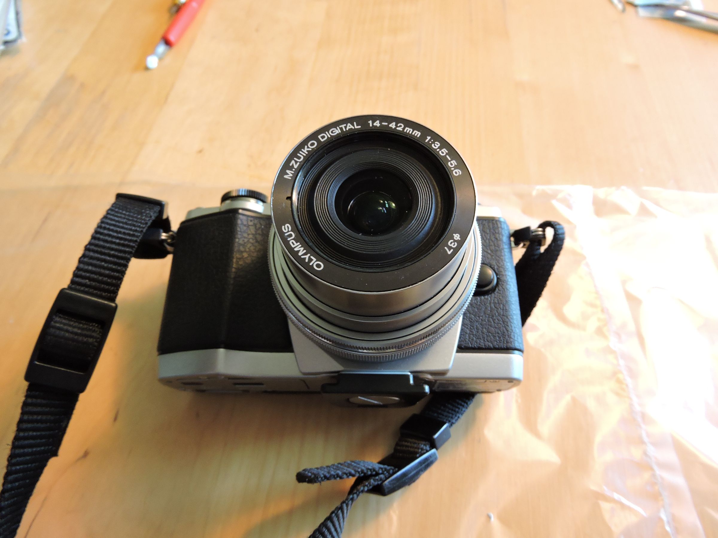 Make Microscopic Pictures Using Watchmaker Magnifing Glasses : 6 Steps ...