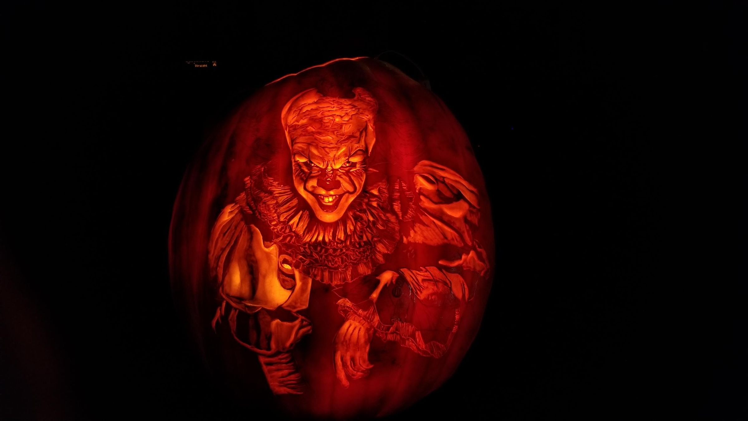 "Pennywise... the Dancing Clown!" an Instructable on How to Carve a ...