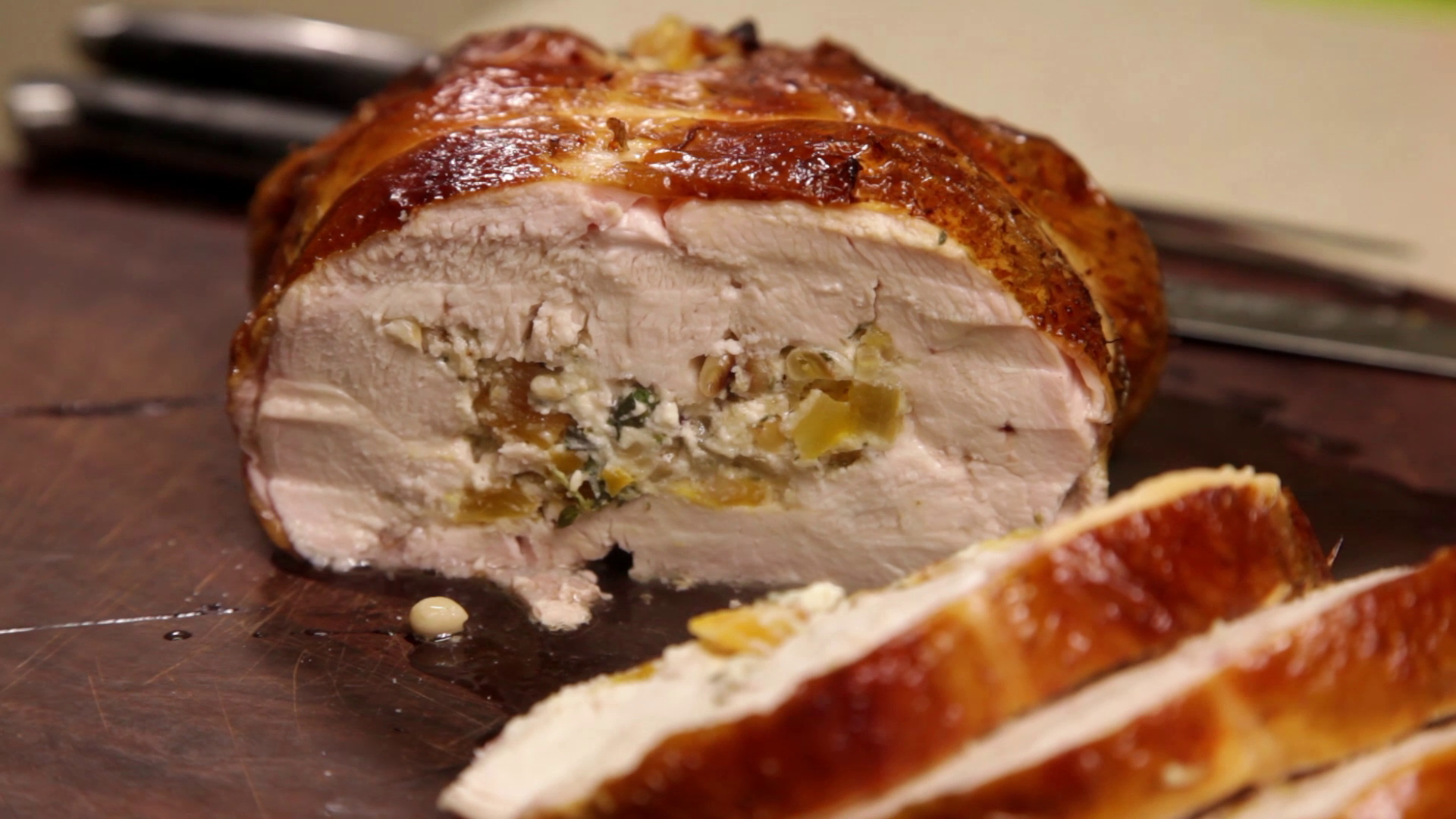 How to Cook a Boneless Chicken Roast With Apricot & Herb Stuffing : 17 ...