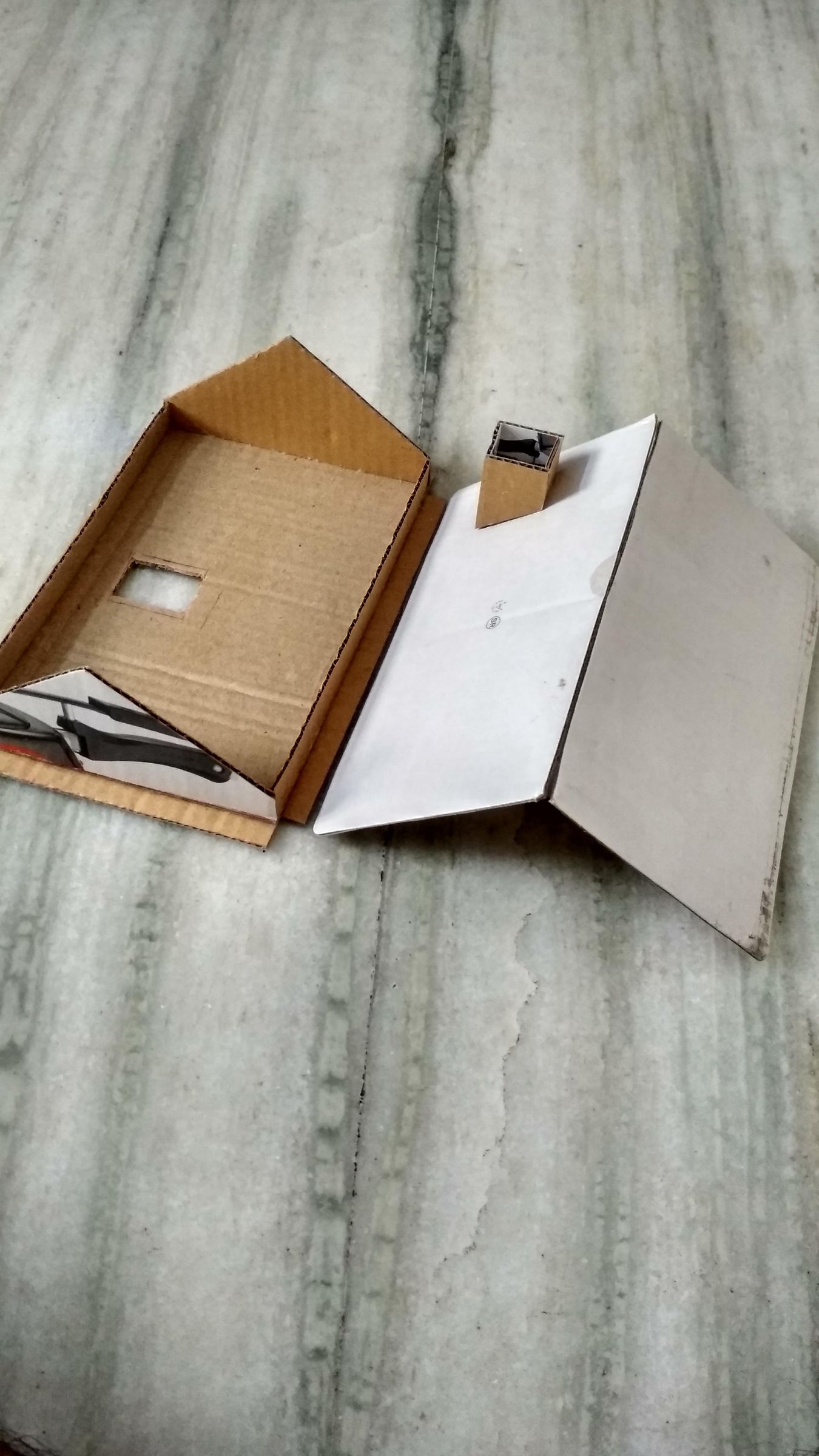 Cardboard House : 12 Steps (with Pictures) - Instructables