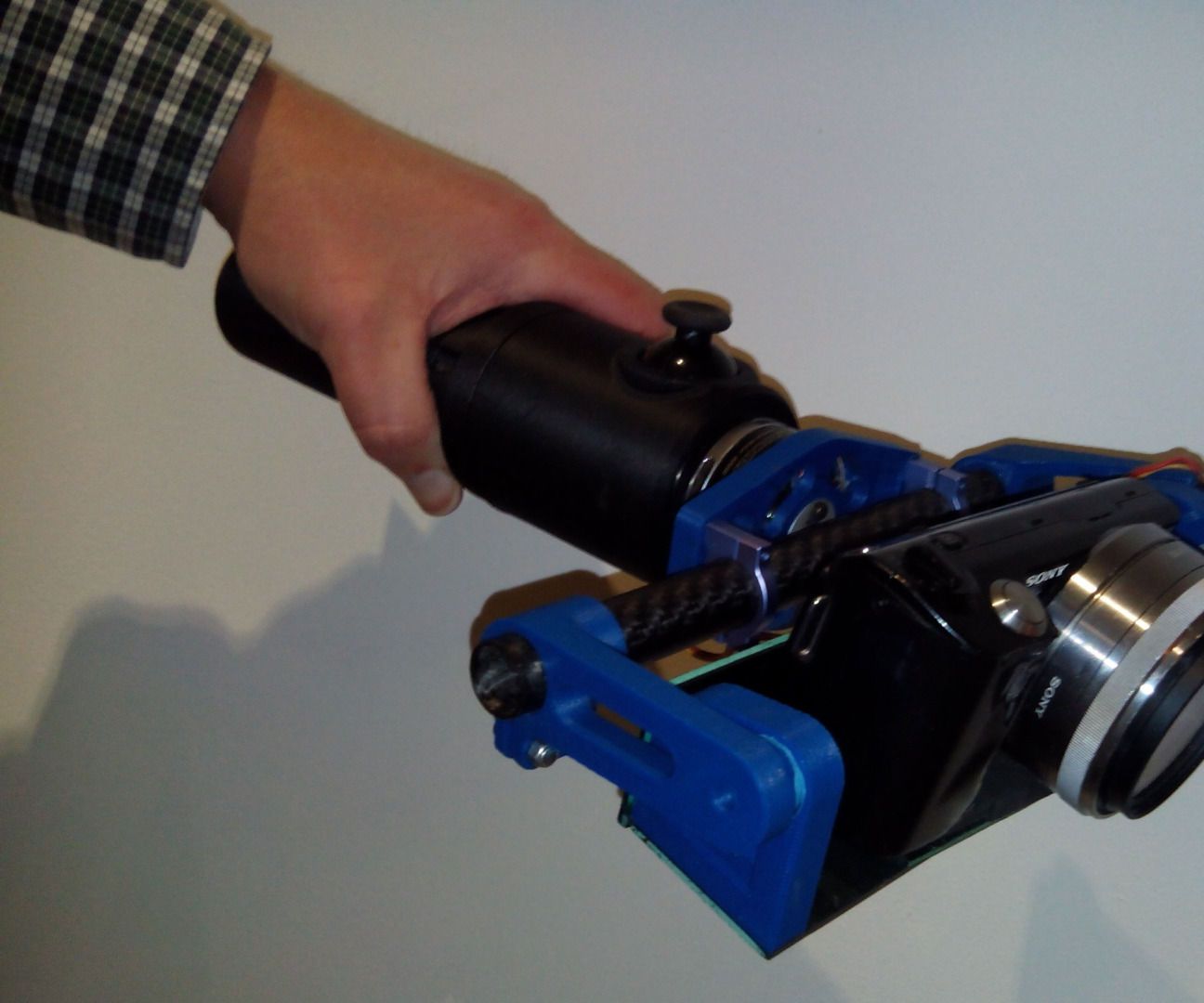 Handheld Camera Gimbal - Instructables