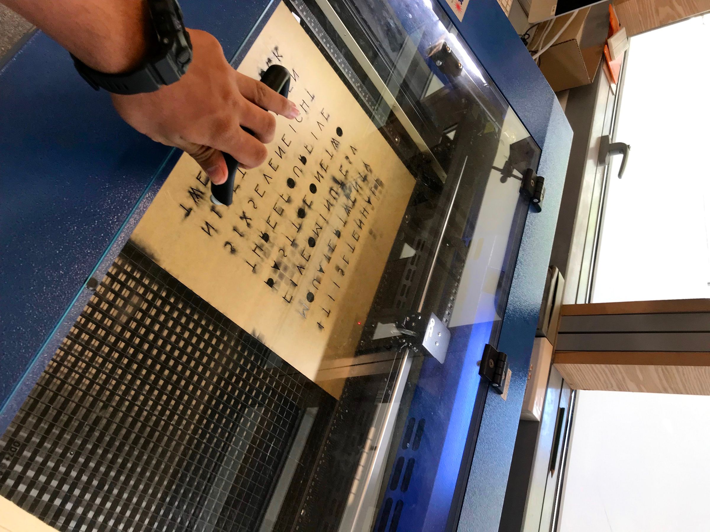 Minimalistic Word Clock : 28 Steps (with Pictures) - Instructables