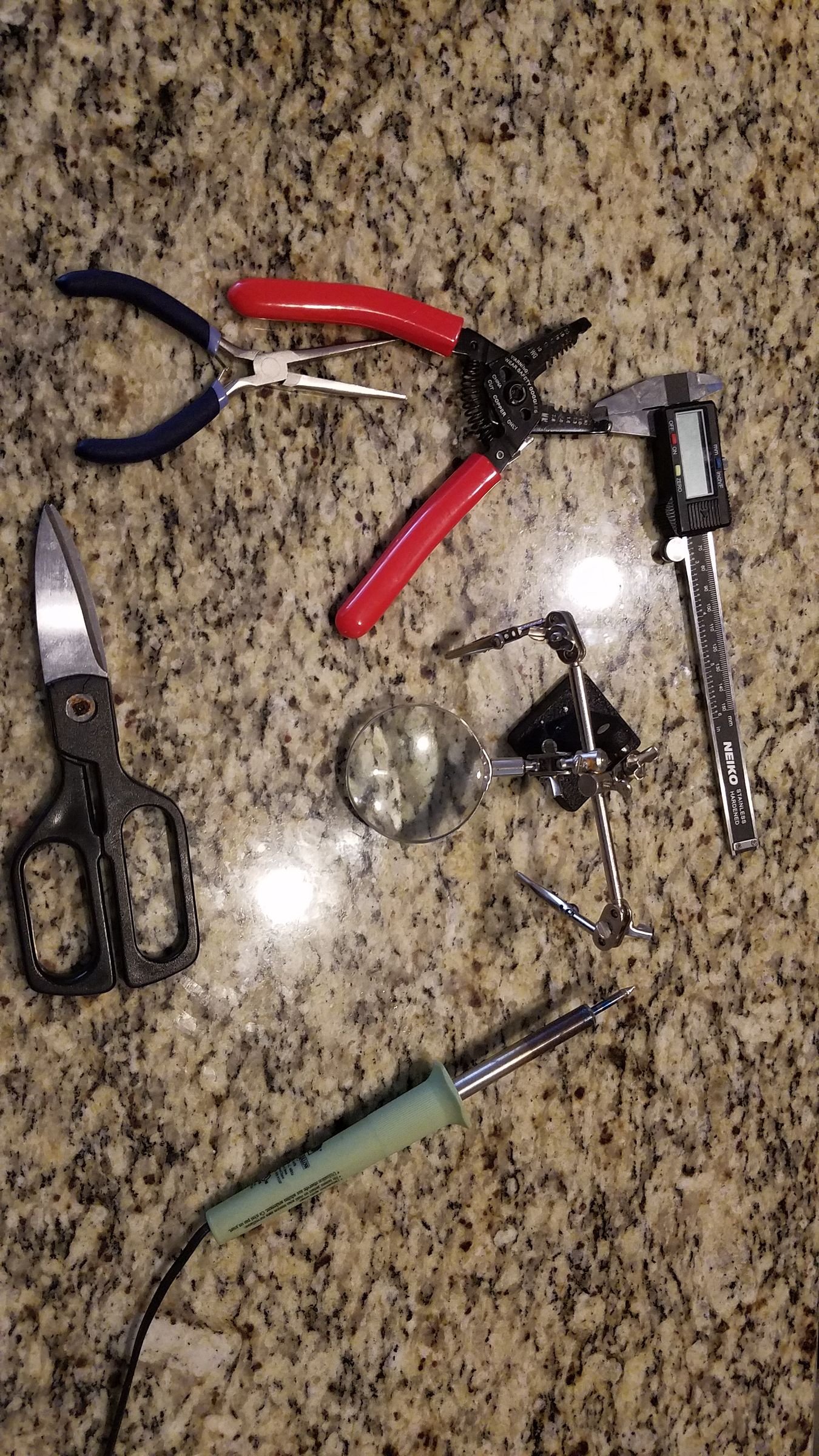 Automatic Lights for Tool Chest : 8 Steps (with Pictures) - Instructables