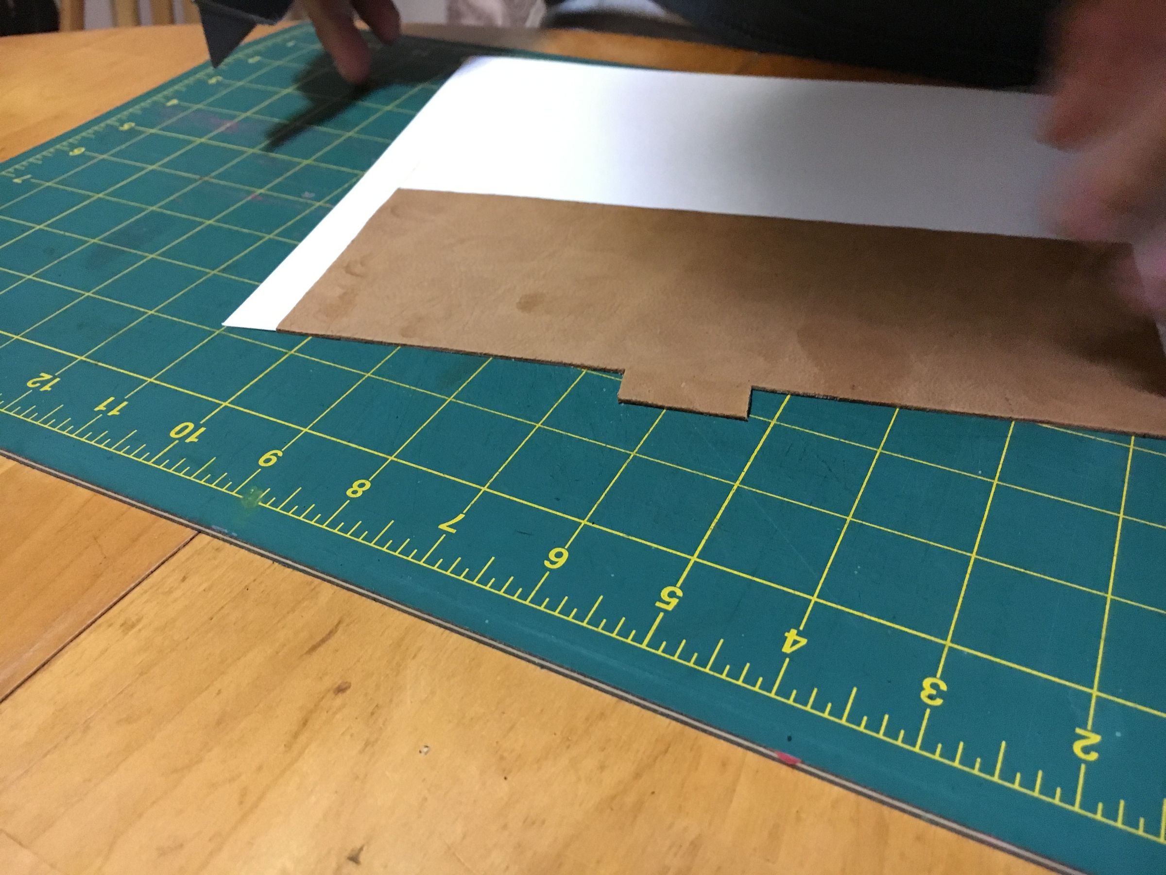 BIFOLD WALLET : 17 Steps (with Pictures) - Instructables