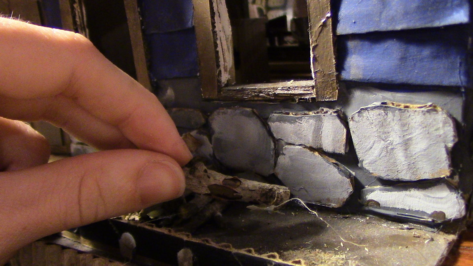 Cardboard Cabin : 8 Steps - Instructables