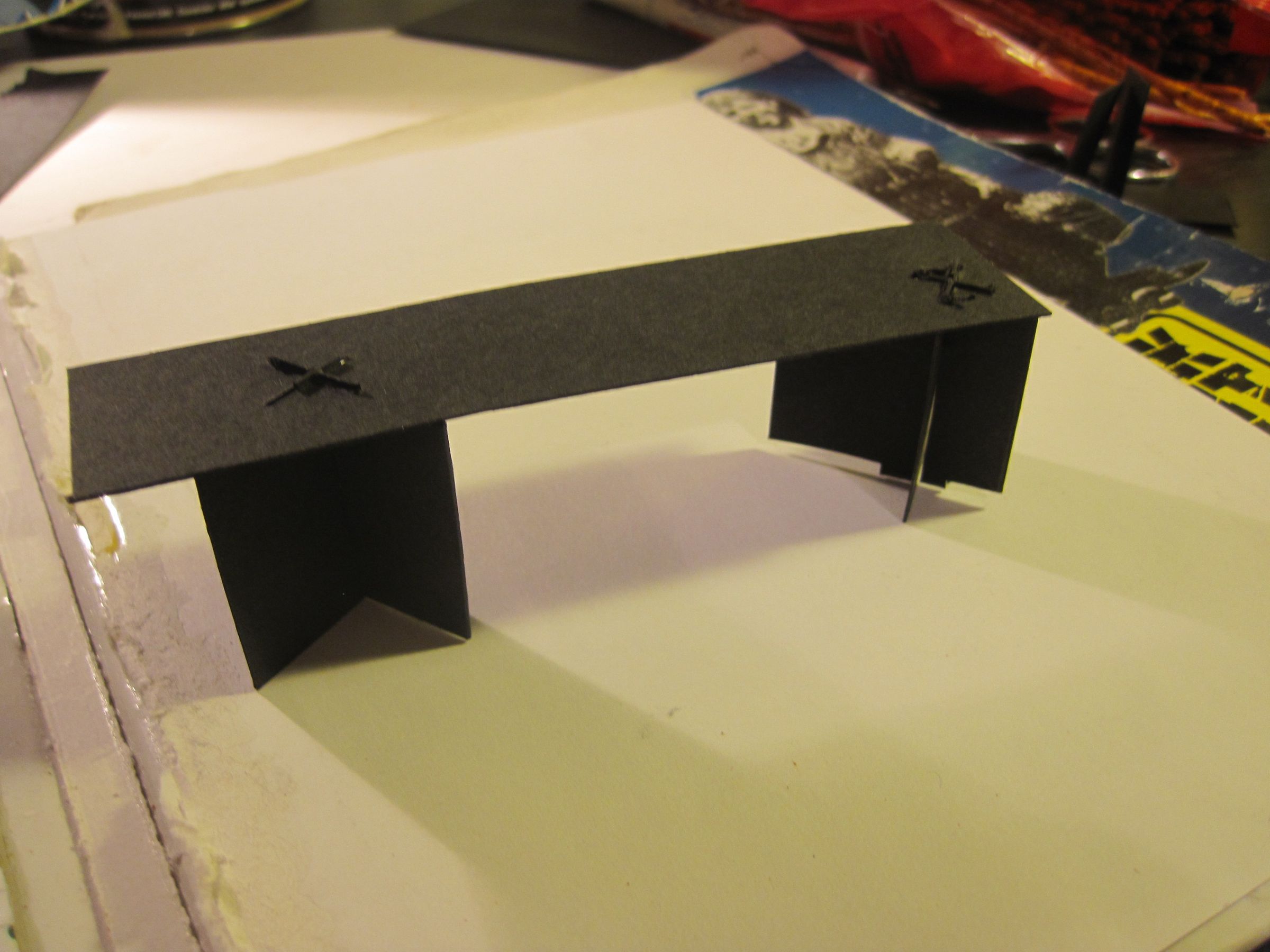 Simple Assemblable Desk - Instructables