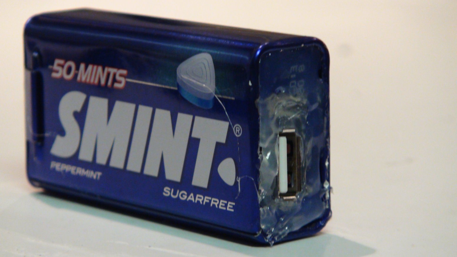 Phone Charger With a Smints Box : 5 Steps (with Pictures) - Instructables
