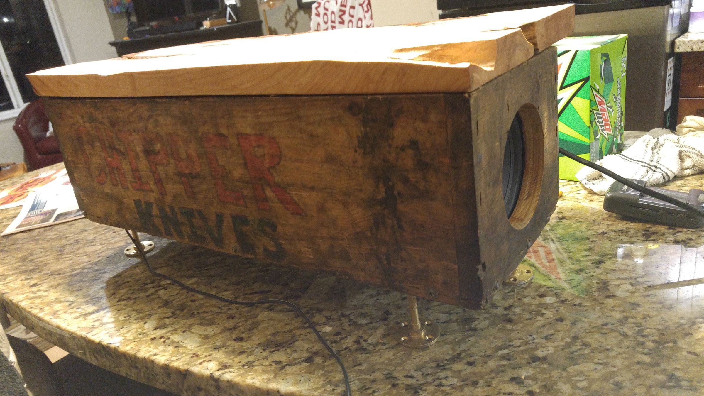 Log Computer Speaker : 6 Steps - Instructables