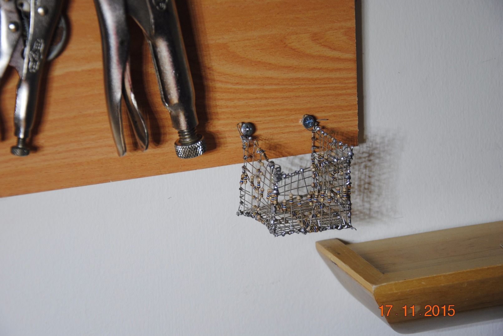 5 Things You Can Make With Spare Resistors! : 12 Steps - Instructables