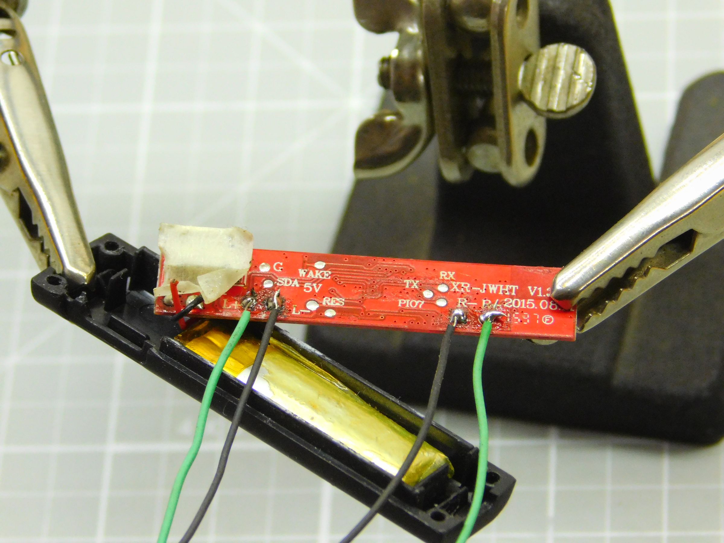 Wireless Earphones to Bluetooth Speakers : 22 Steps (with Pictures ...