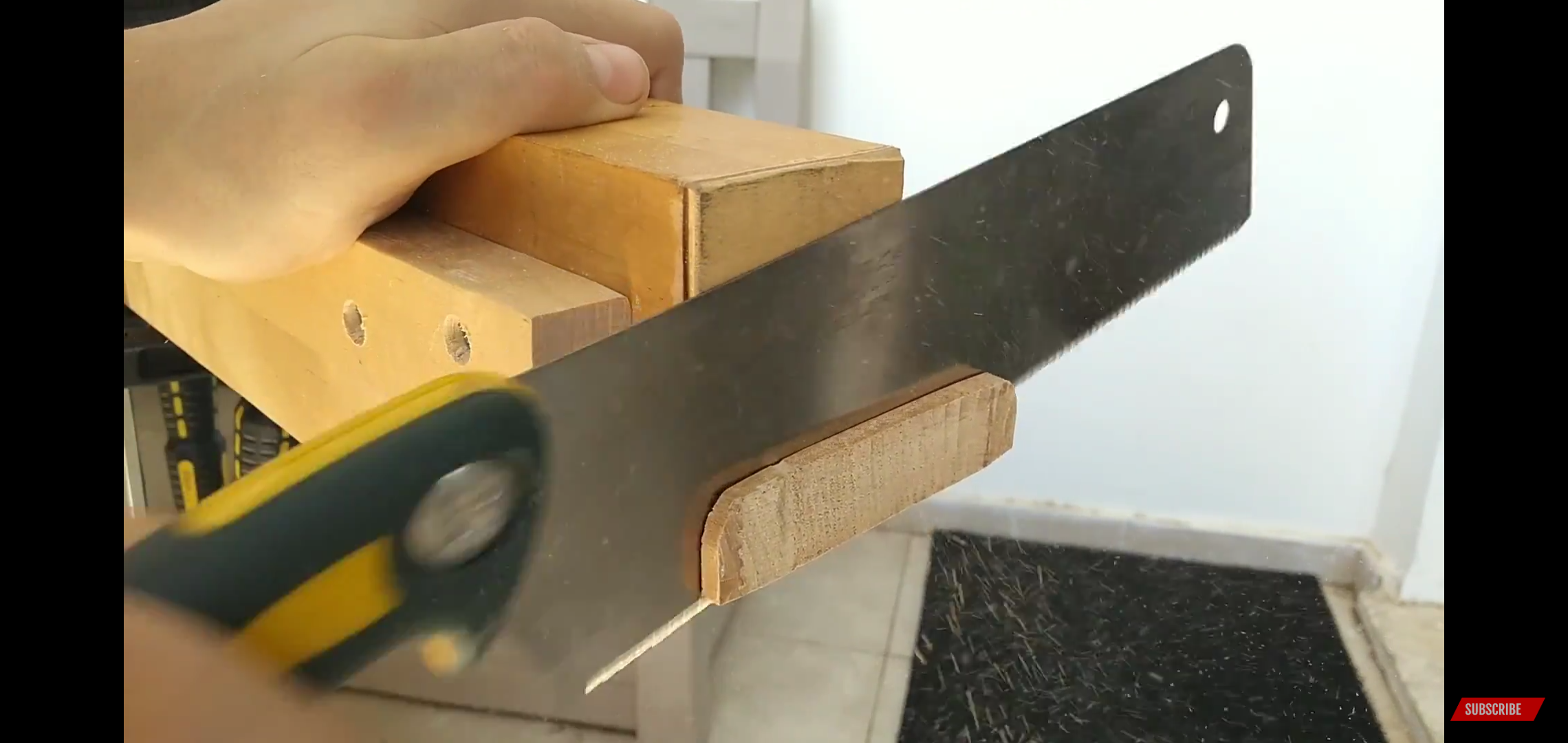 DIY Magnetic 3-in-1 Hand Saw Guide - Cut Straight & Square Without ...