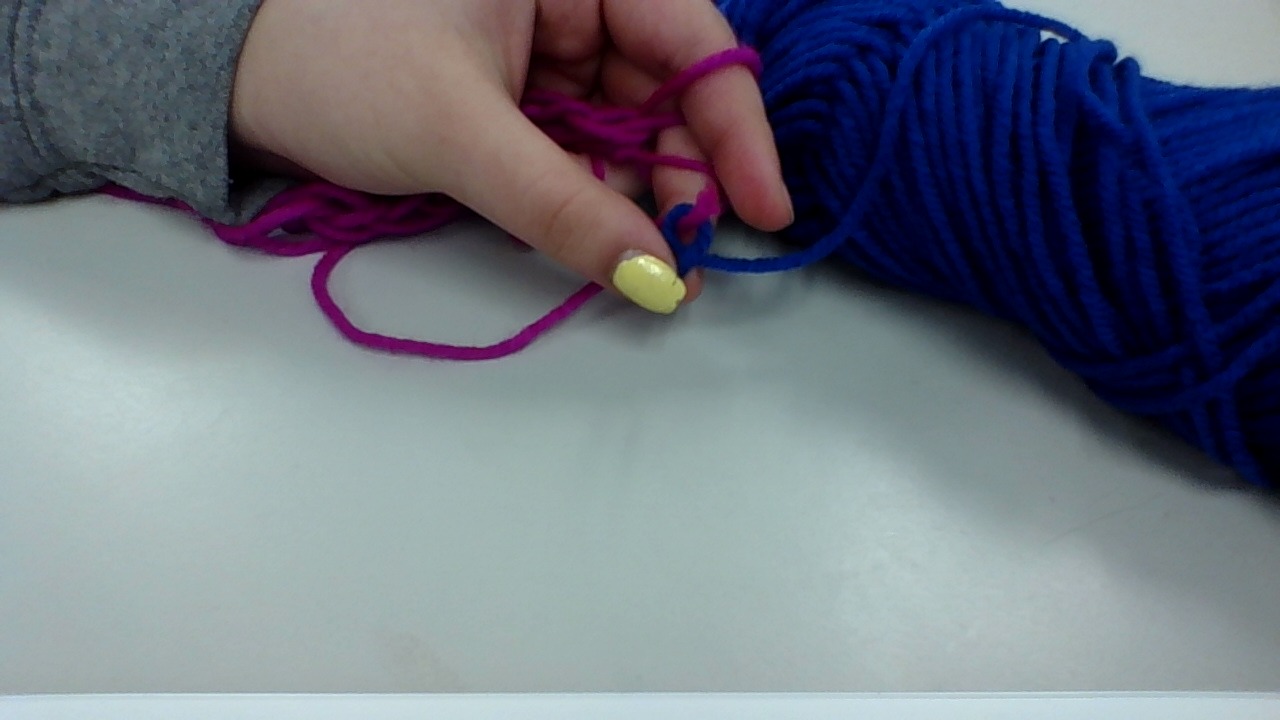 Finger Knitting for Beginners : 24 Steps - Instructables