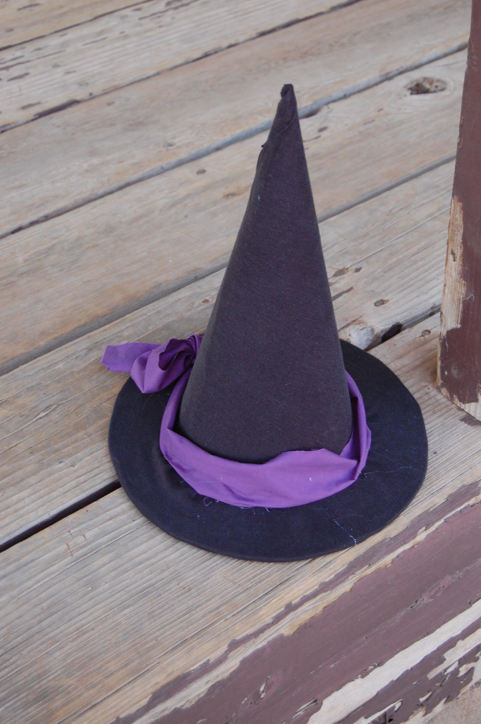 Witch Hat Quick and Easy : 6 Steps (with Pictures) - Instructables