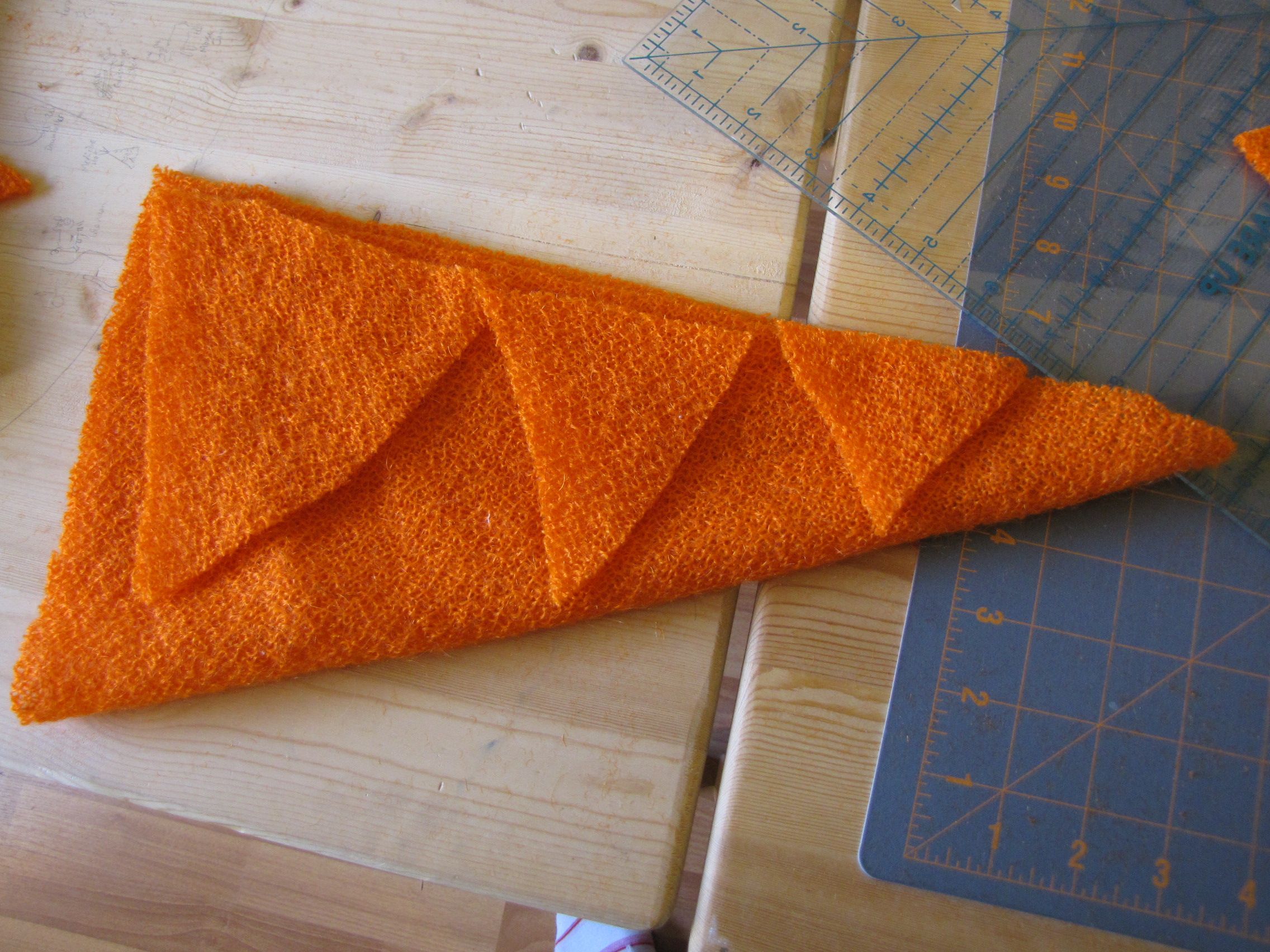 Flying Dragon Costume for Kids! : 11 Steps (with Pictures) - Instructables