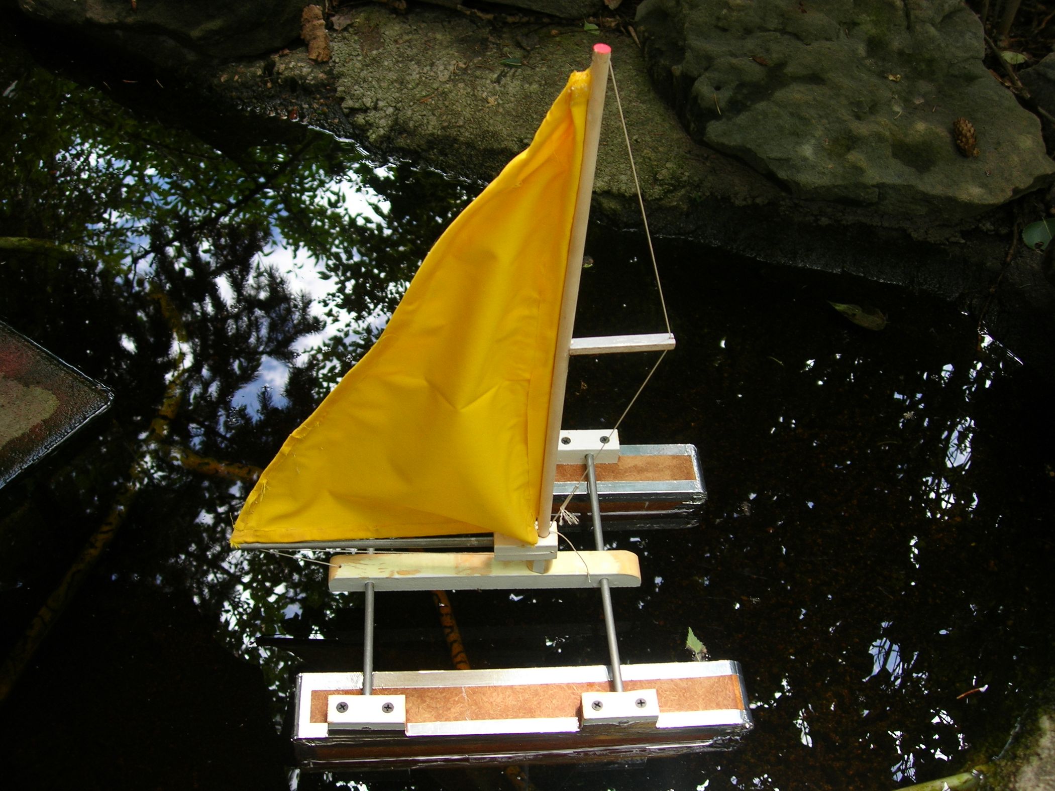 Make a Toy Catamaran : 17 Steps (with Pictures) - Instructables