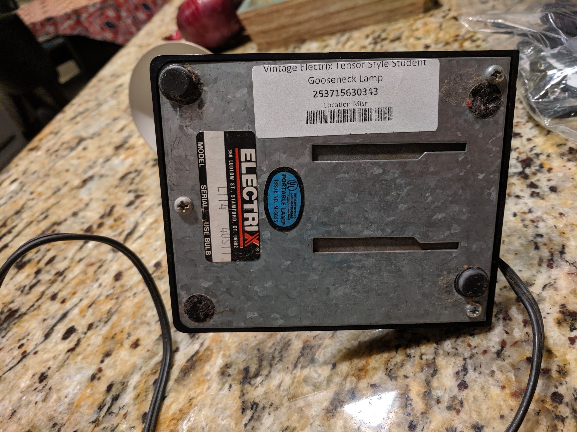 Add a USB Port to a Lamp : 5 Steps (with Pictures) - Instructables