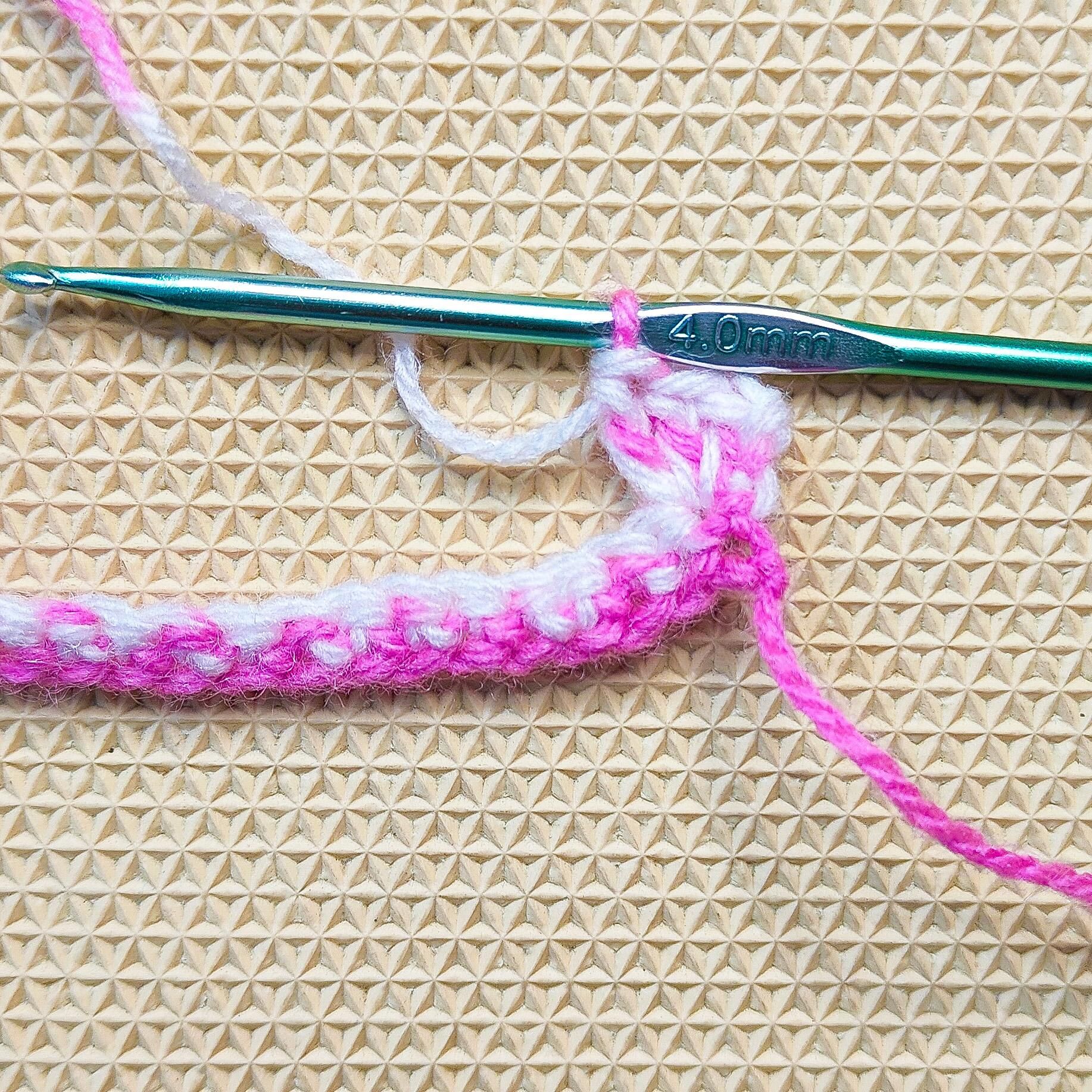 Easiest One Row Repeat Crochet Scarf Pattern : 6 Steps (with Pictures ...