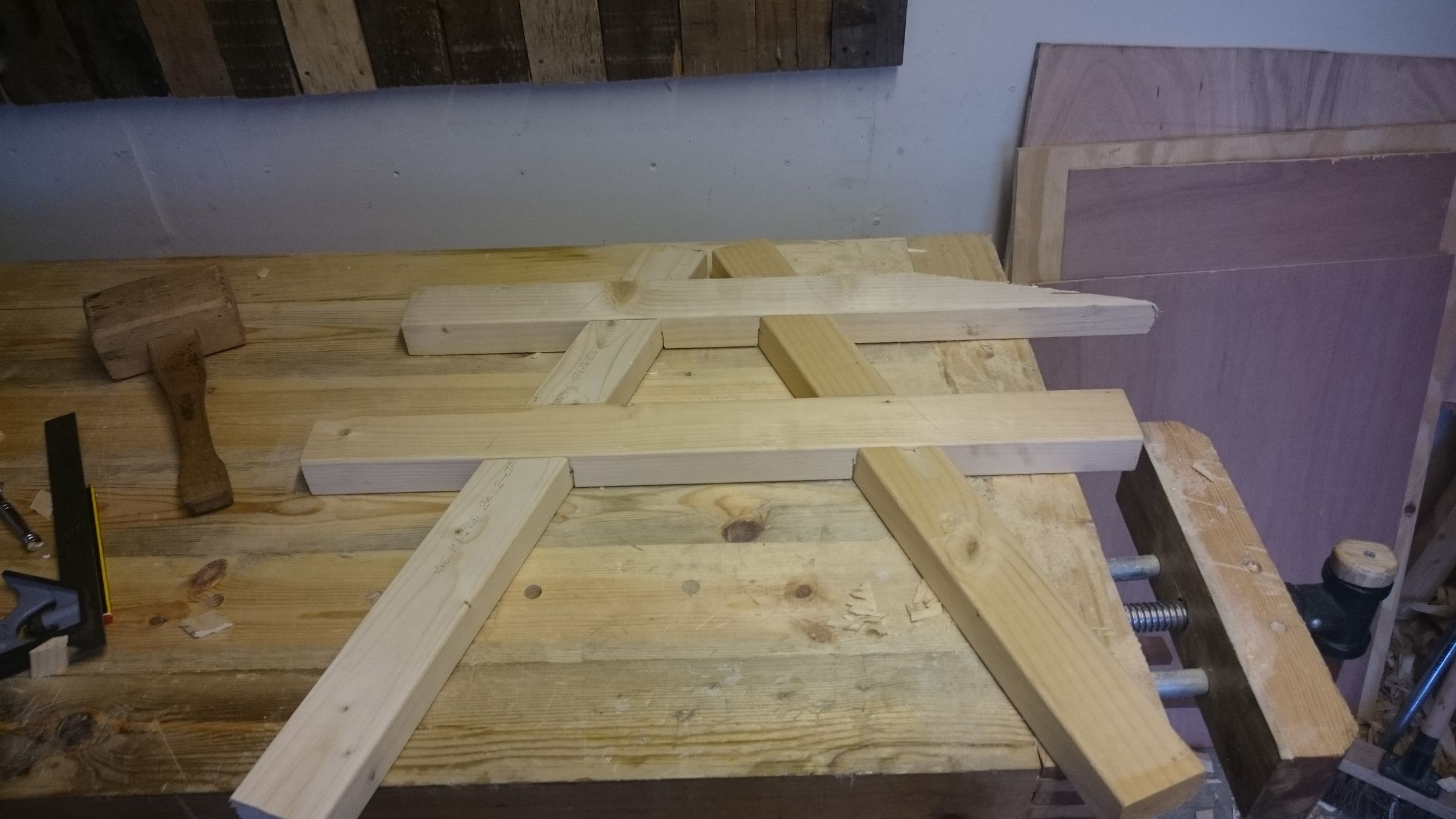 Log Holder for Hand Sawing : 5 Steps (with Pictures) - Instructables