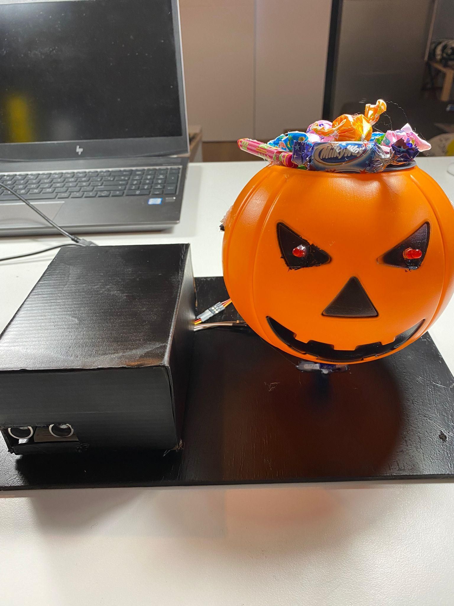 Arduino Terrorific Pumpkin : 8 Steps - Instructables