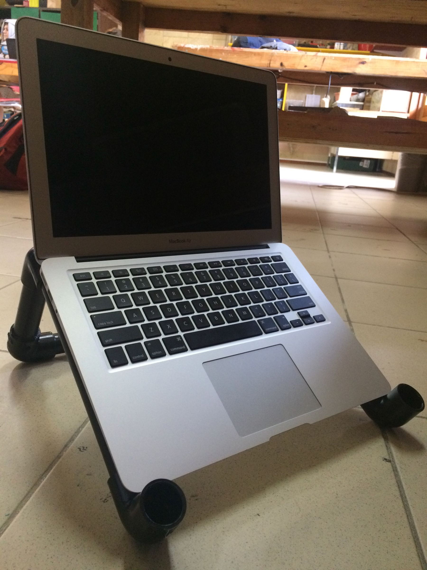 Laptop Stand : 5 Steps (with Pictures) - Instructables