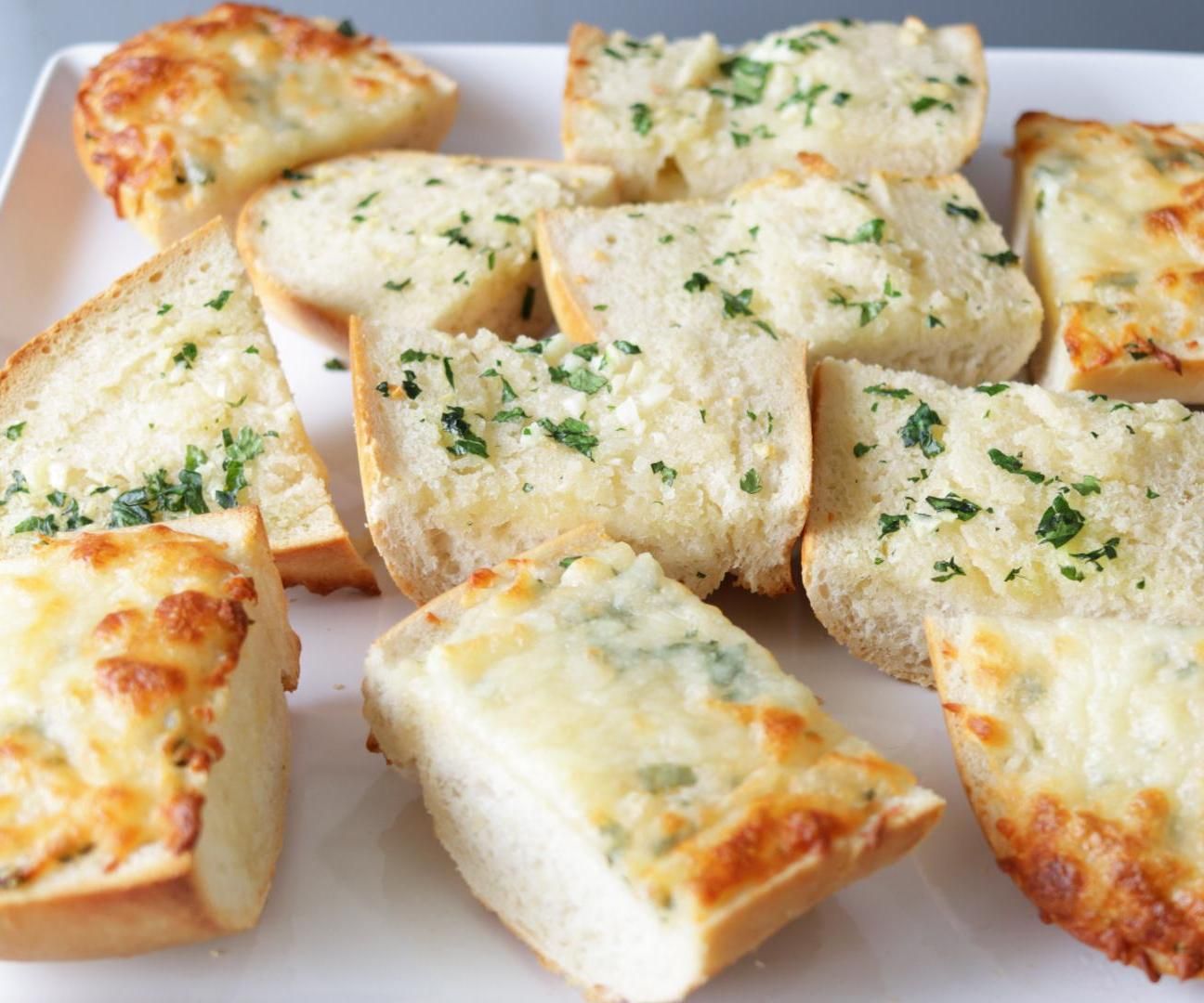 Easy Garlic Bread : 6 Steps (with Pictures) - Instructables